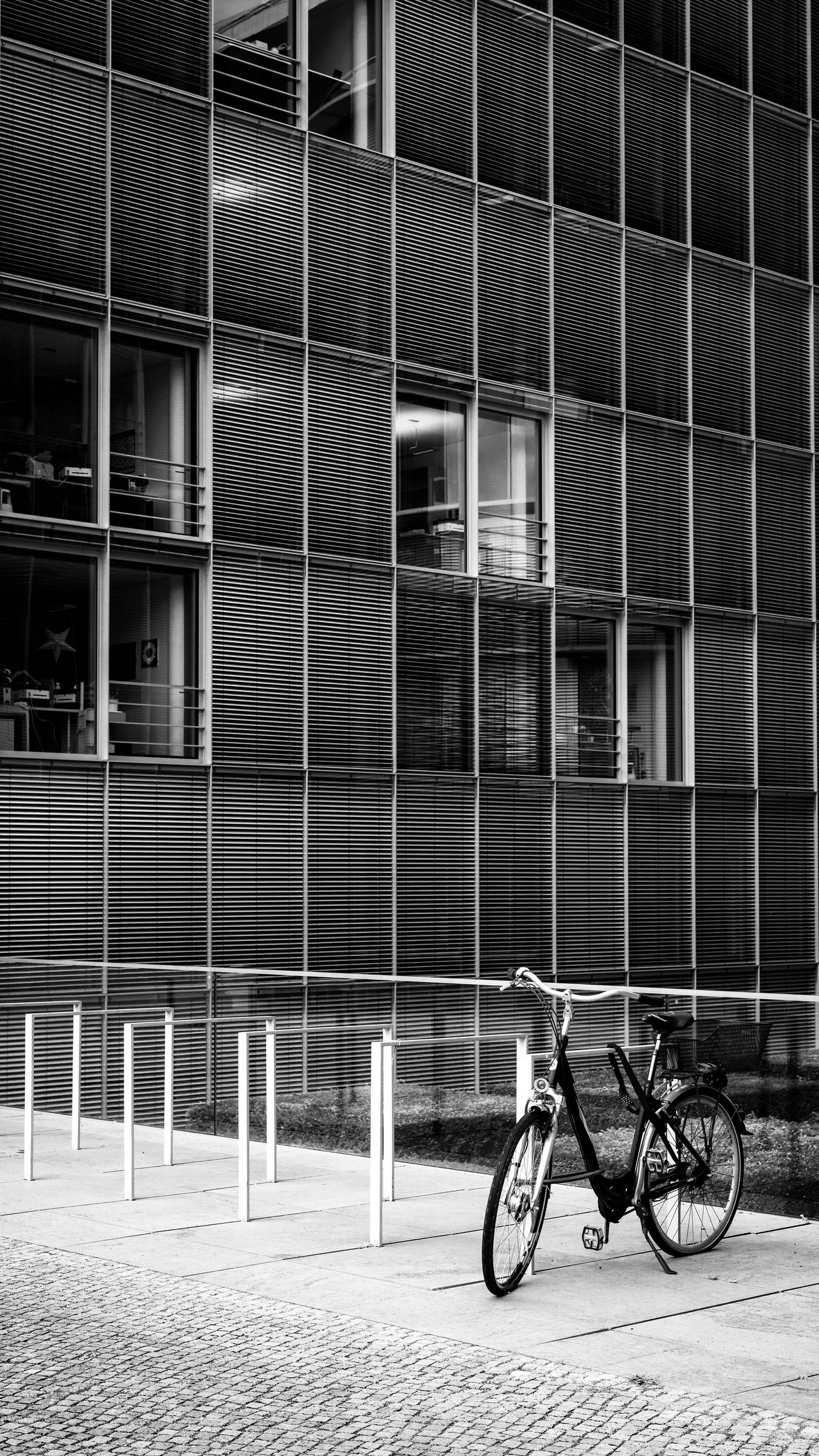 Download wallpaper 1350x2400 bicycle, building, windows, blinds, black ...