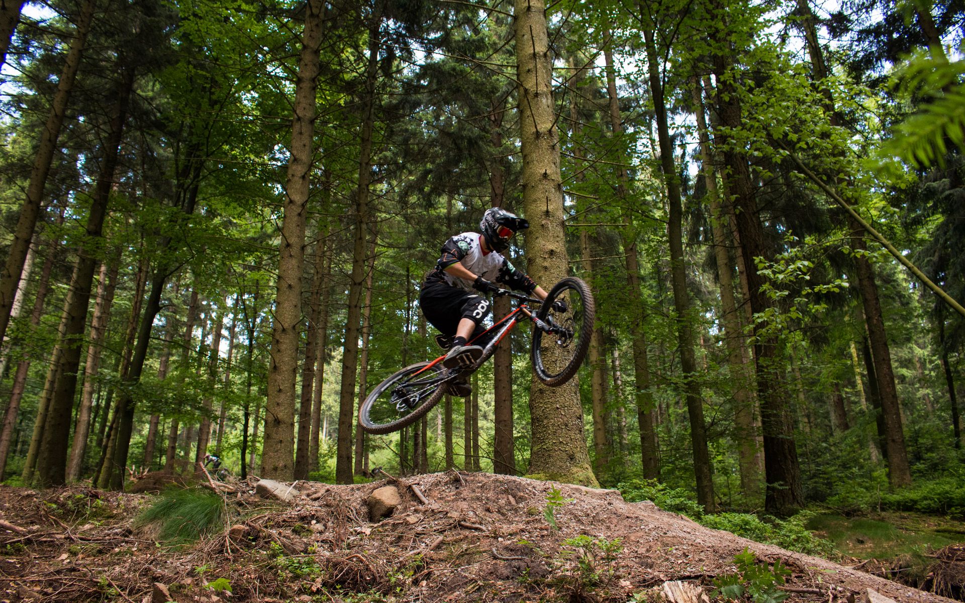 Download wallpaper 1920x1200 bike, cyclist, jump, mtb, cross country ...