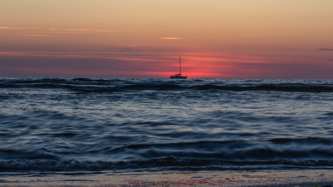 Wallpaper boat, horizon, sea, sunset hd, picture, image