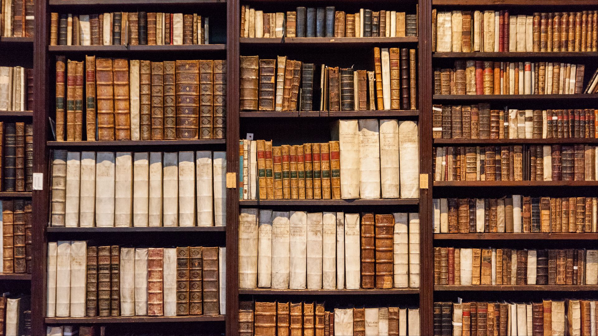 Download wallpaper 1920x1080 books, old, library, shelves, cupboard ...