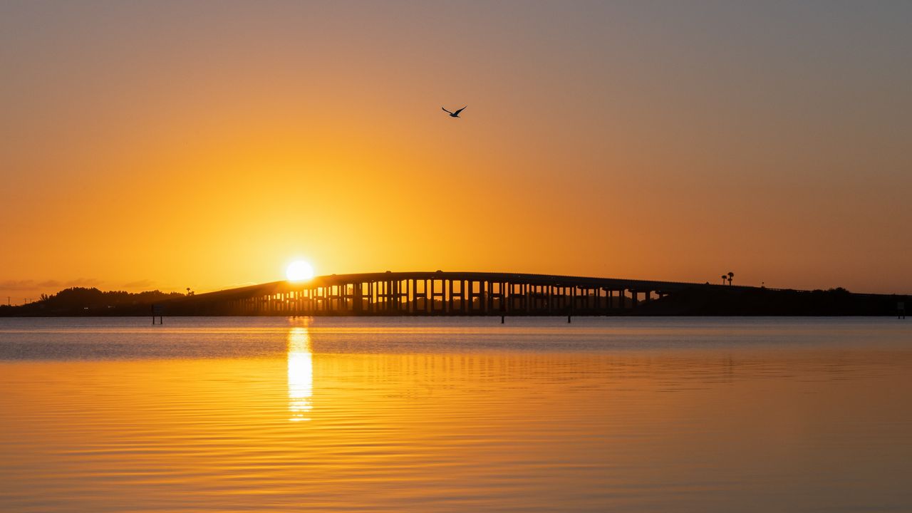 Wallpaper bridge, lake, sunset, nature hd, picture, image