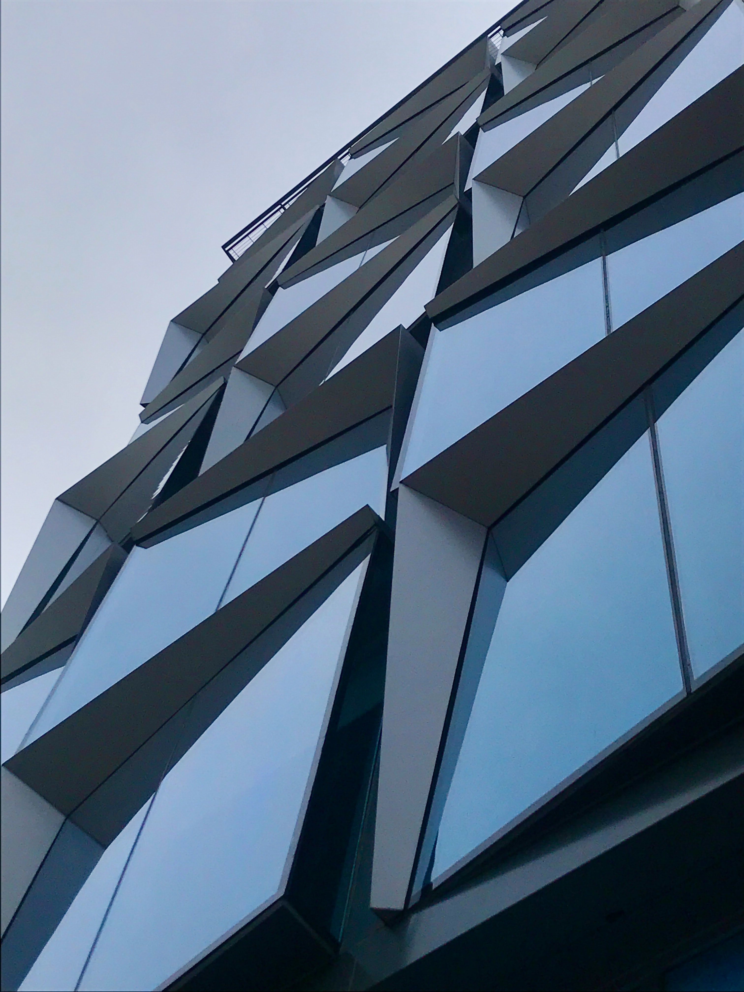 Download wallpaper 3024x4032 building, architecture, edges, bottom view ...