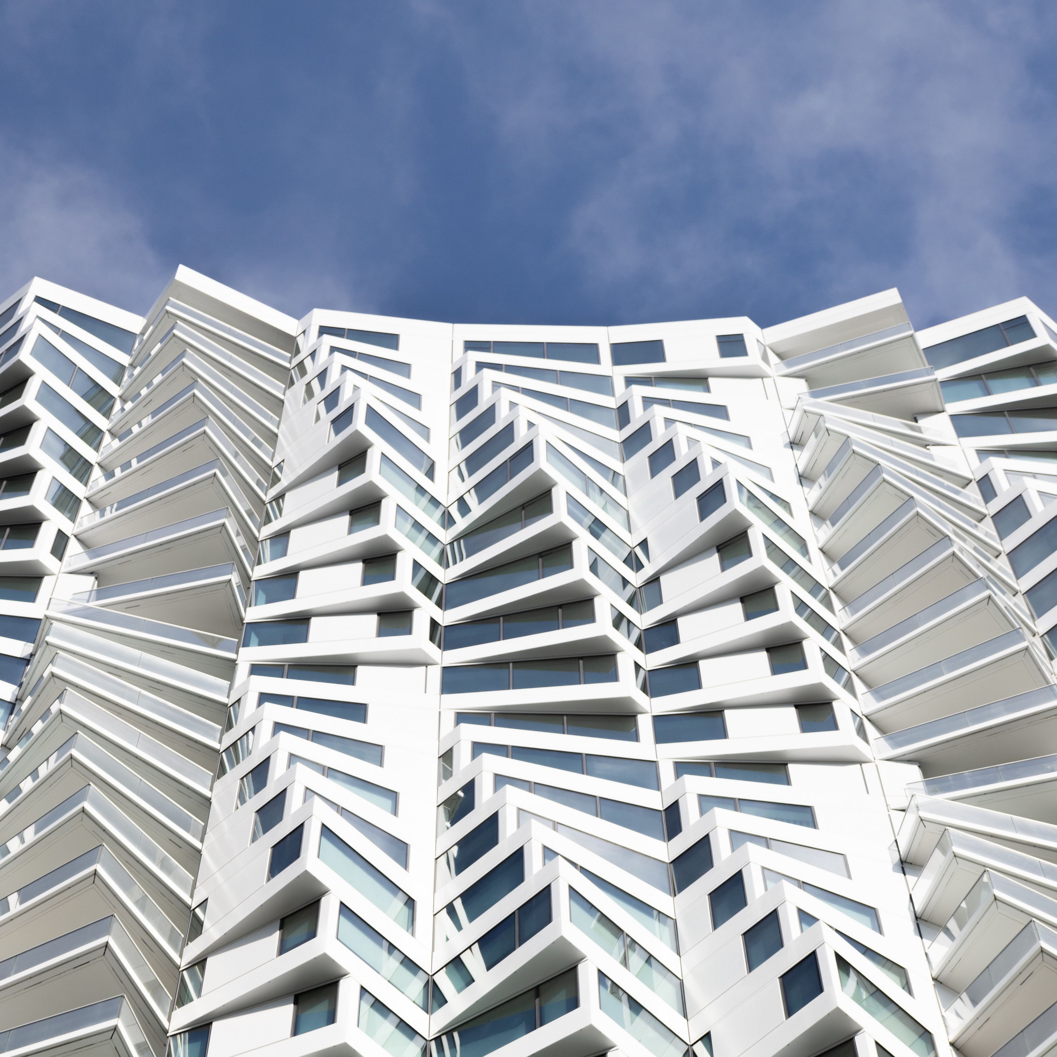 Download wallpaper 3415x3415 building, edges, architecture, facade ...