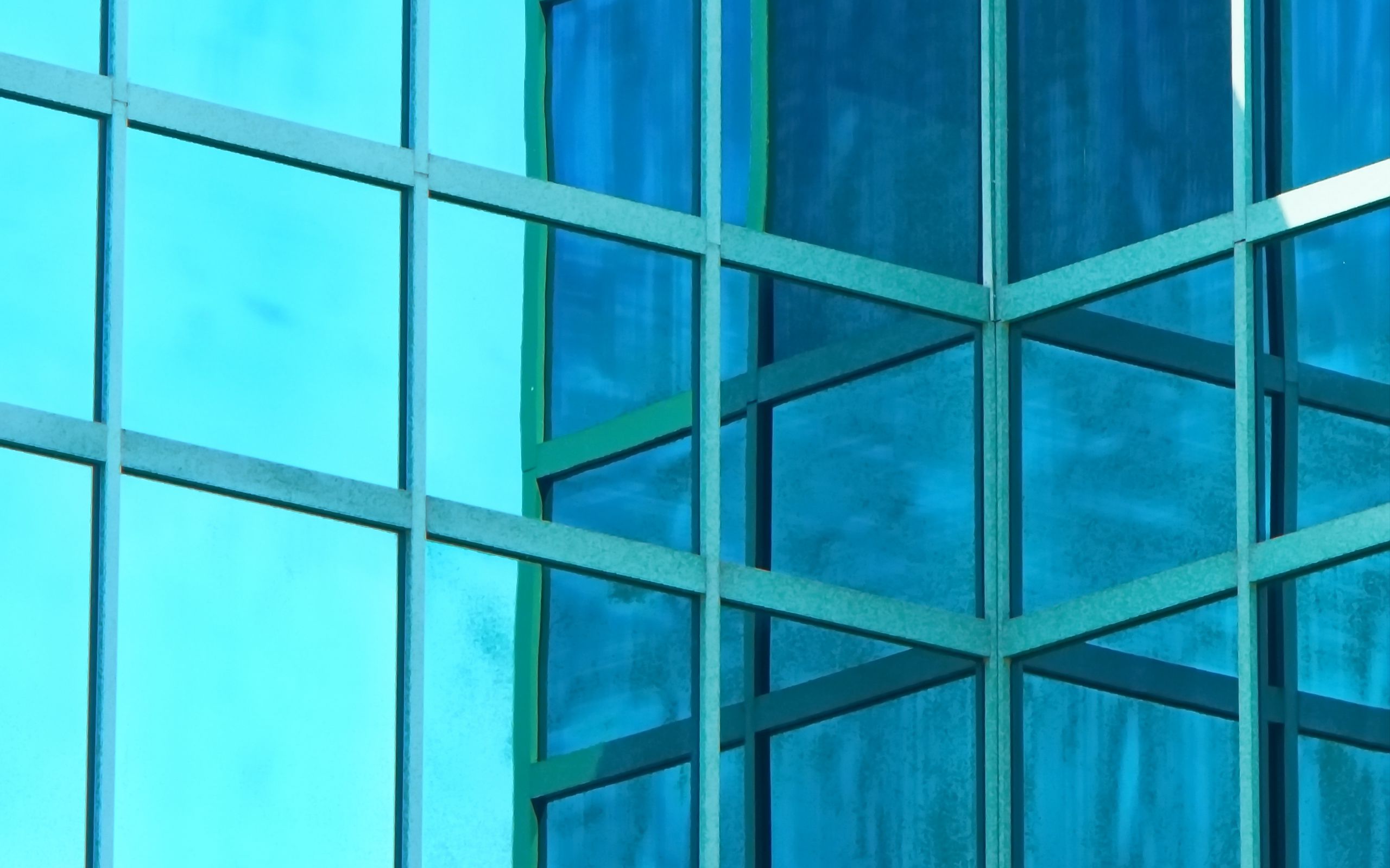 Download wallpaper 2560x1600 building, facade, architecture, reflection ...