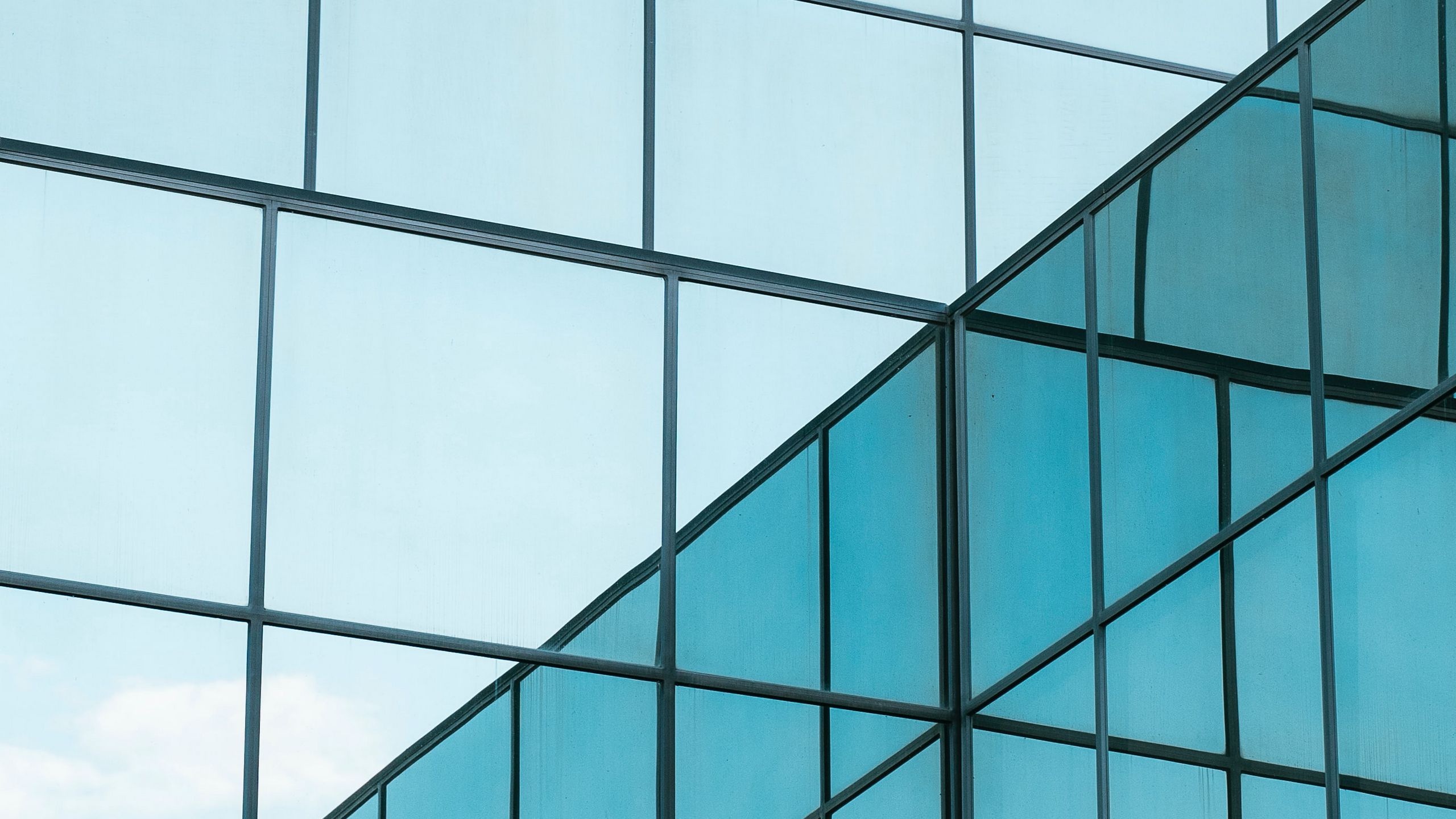 Download wallpaper 2560x1440 building, glass, reflection, architecture ...