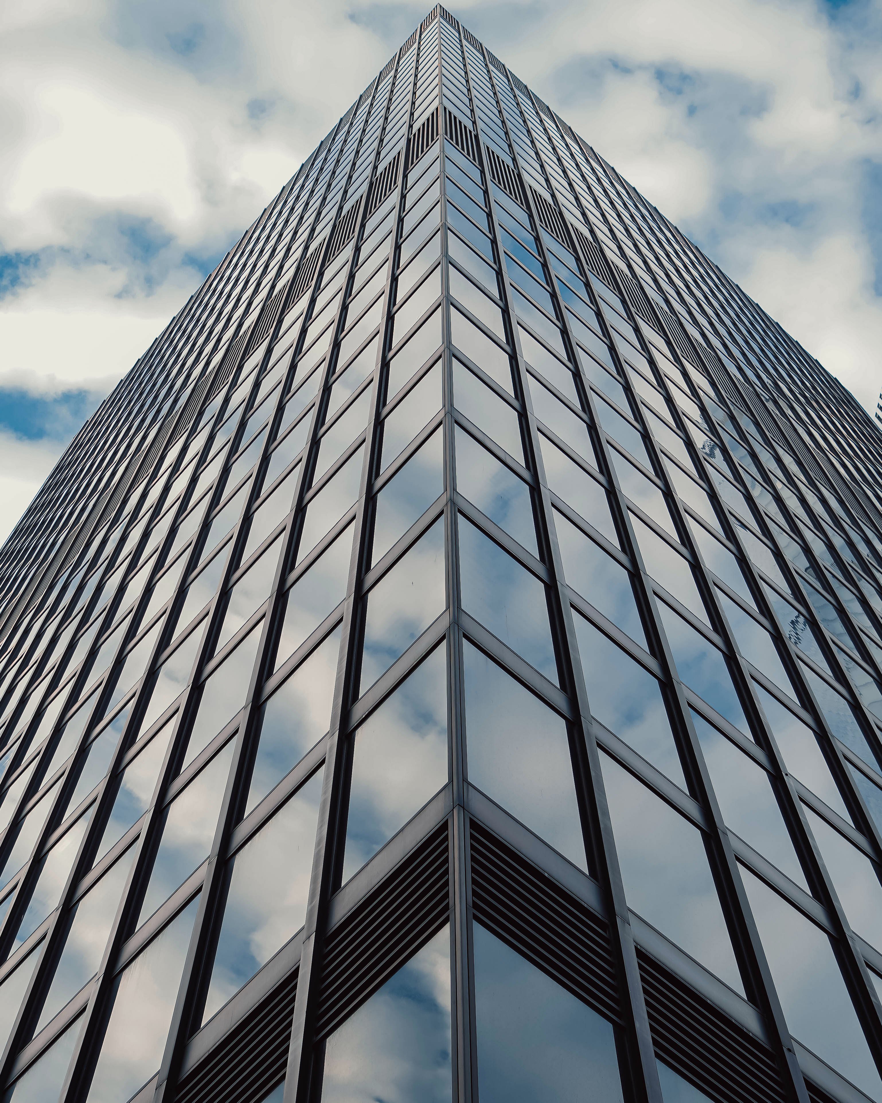 Download wallpaper 3076x3845 building, skyscraper, architecture, glass ...