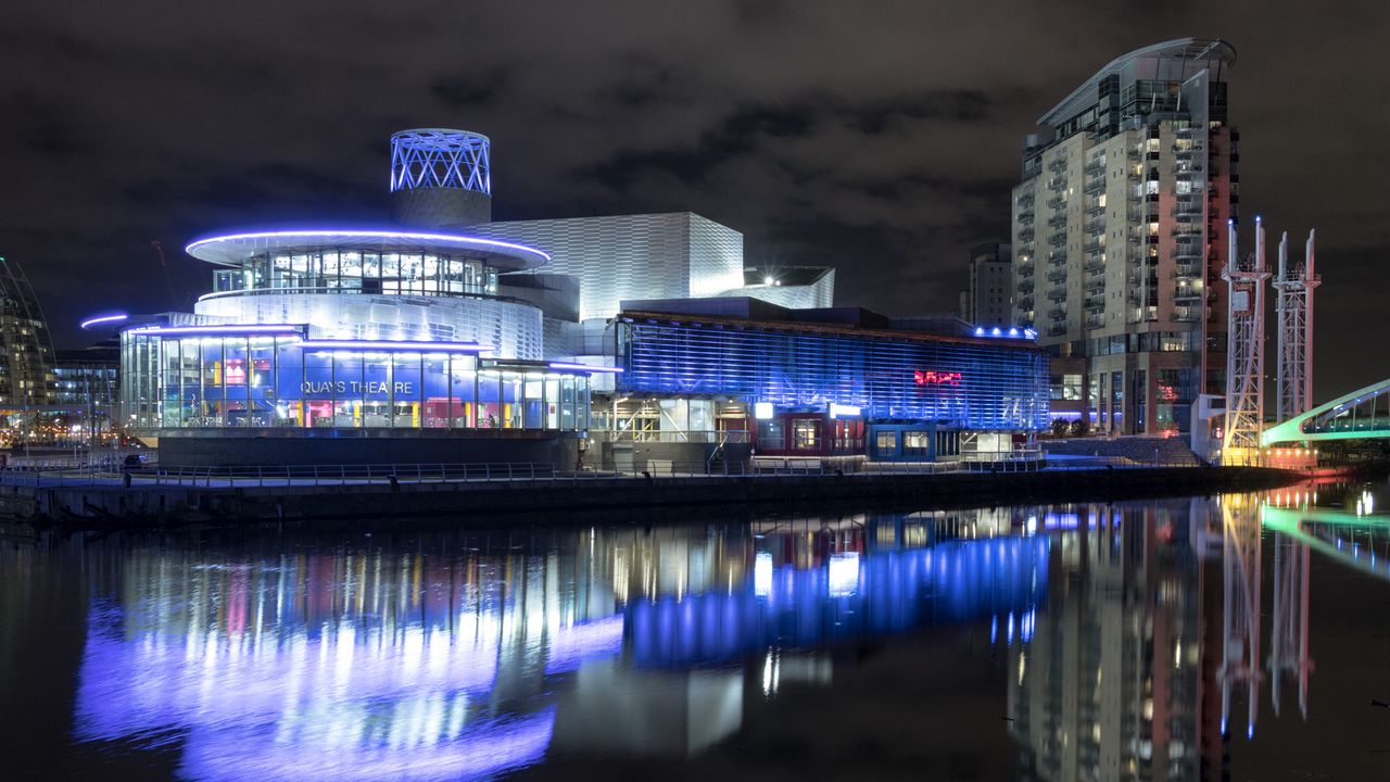 Wallpaper buildings, architecture, neon, water, reflection, dark hd ...