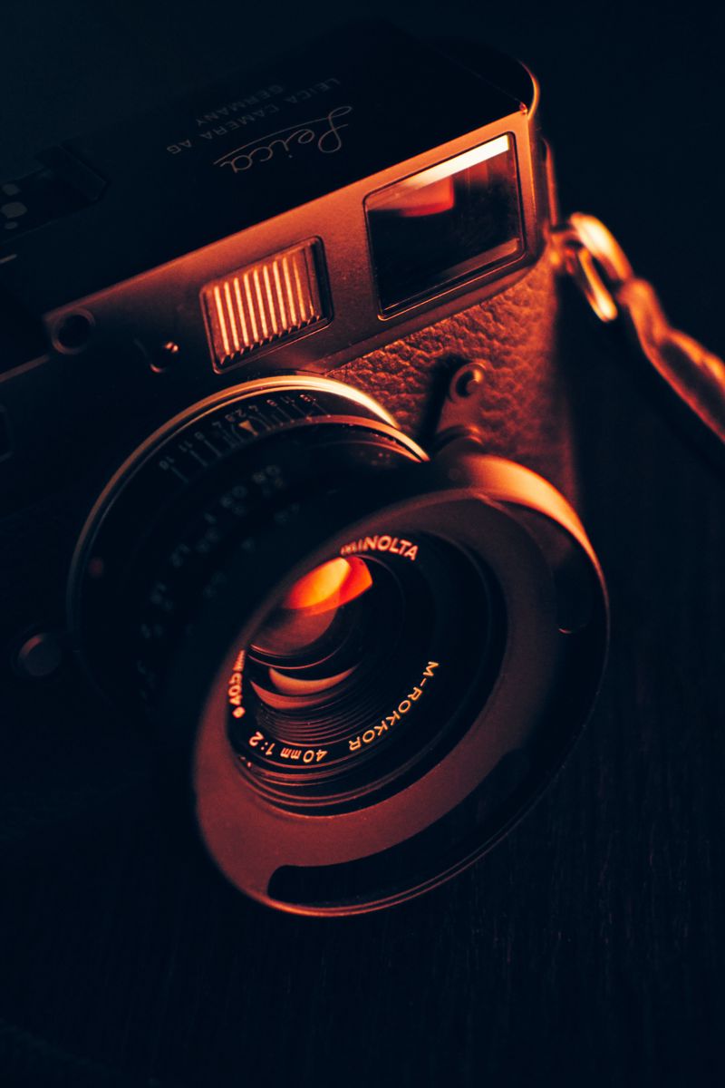 Download wallpaper 800x1200 camera, lens, dark, glare iphone 4s/4 for ...