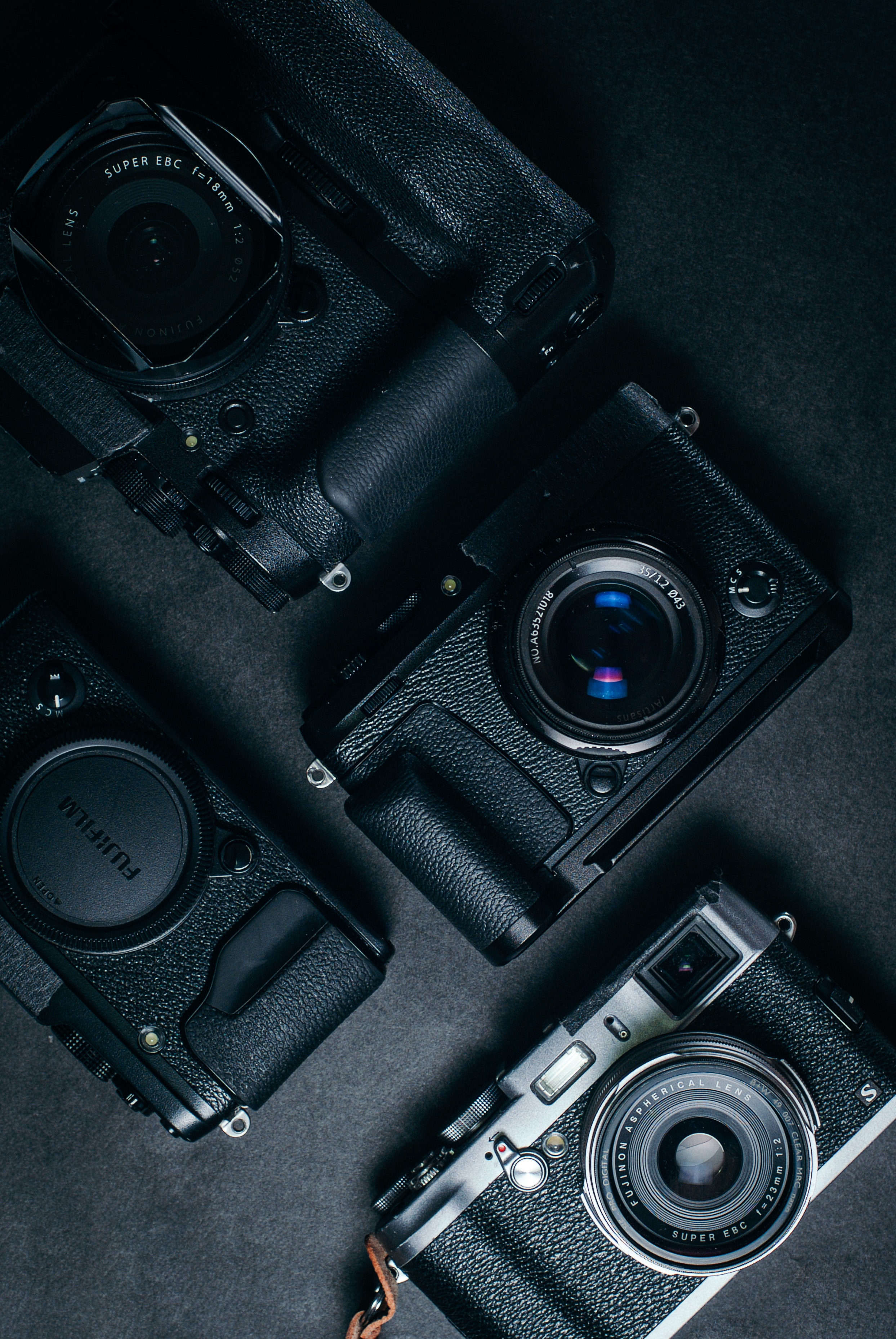 Download wallpaper 2487x3716 cameras, retro, lens, vintage, technology ...