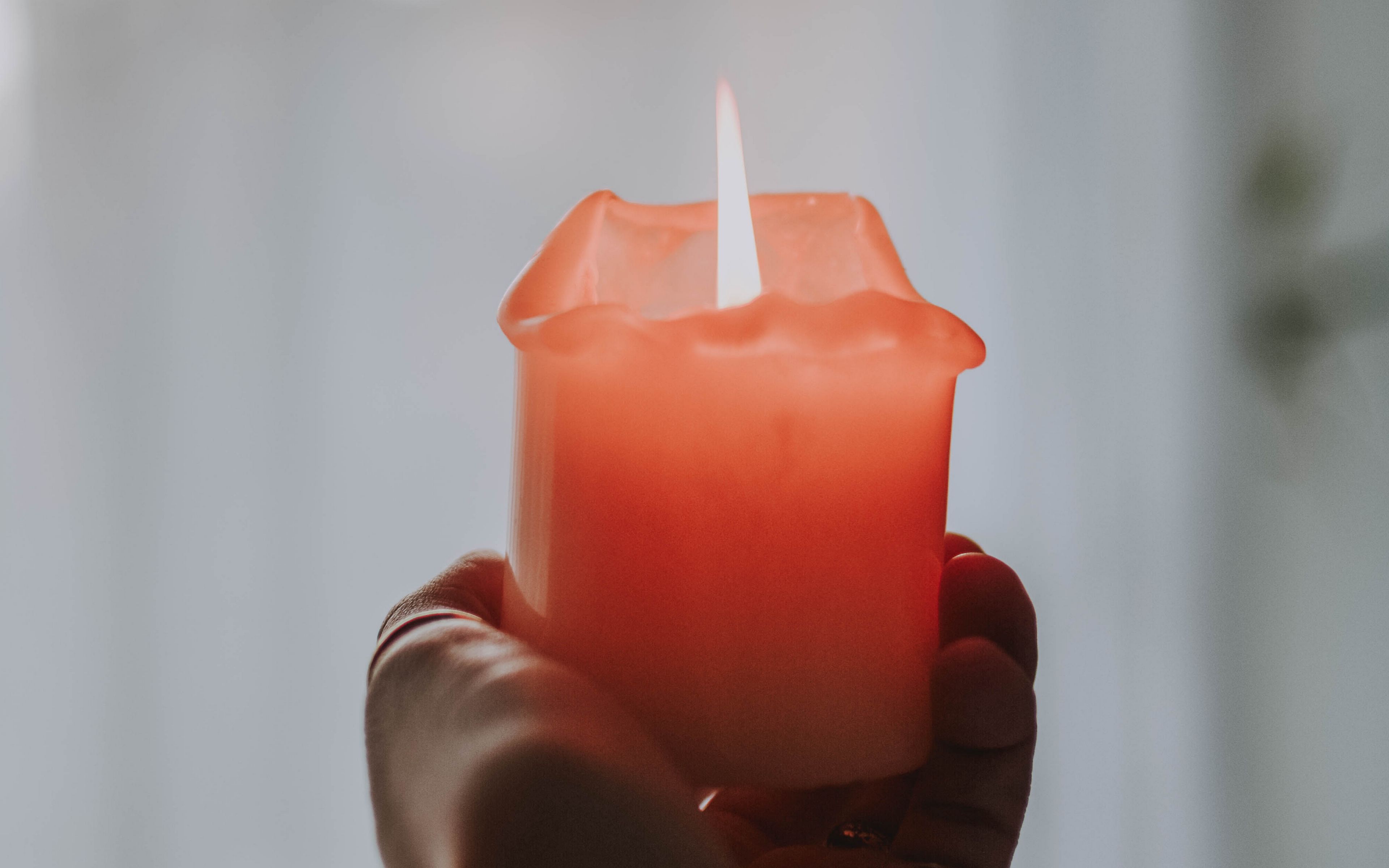 Download wallpaper 3840x2400 candle, fire, hand 4k ultra hd 16:10 hd ...