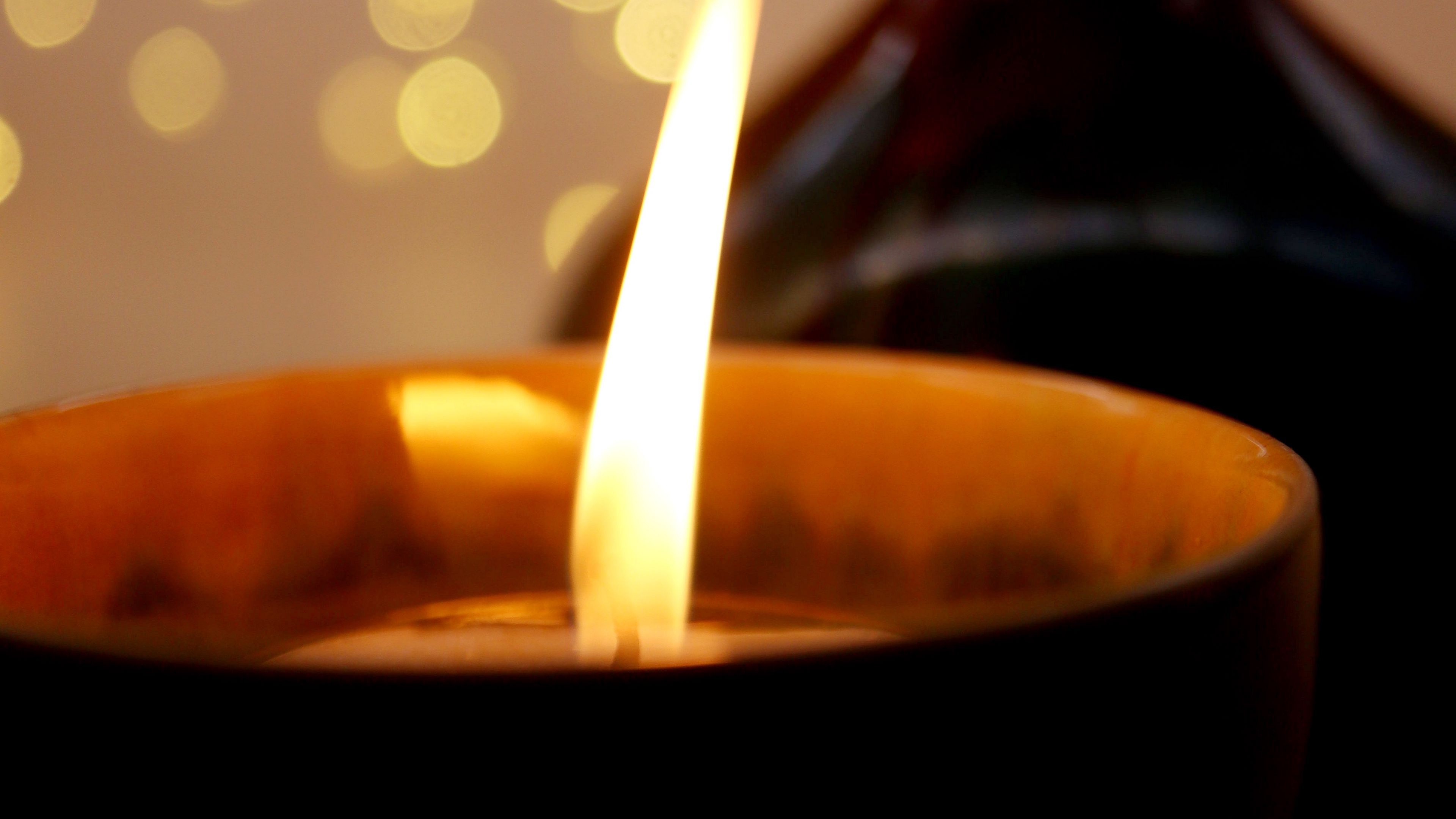 Download wallpaper 3840x2160 candle, fire, macro, glare, light 4k uhd ...
