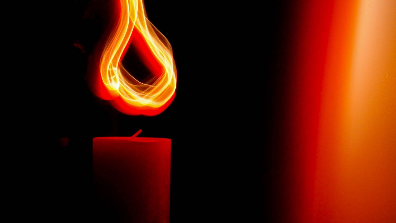 Wallpaper candle, light, long exposure, red hd, picture, image