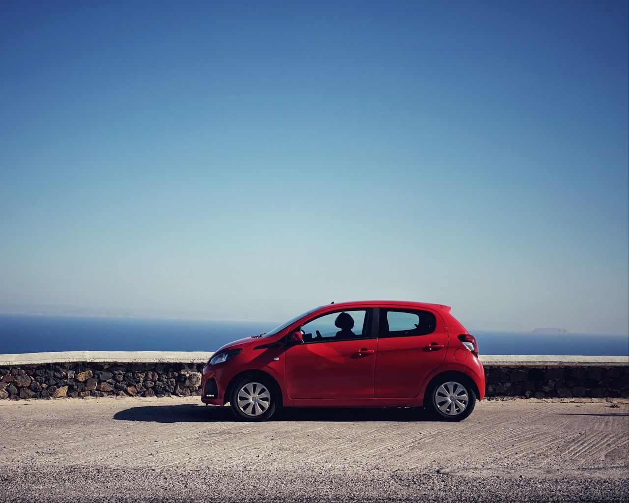 Download wallpaper 1280x1024 car, mini, red, side view standard 5:4 hd ...