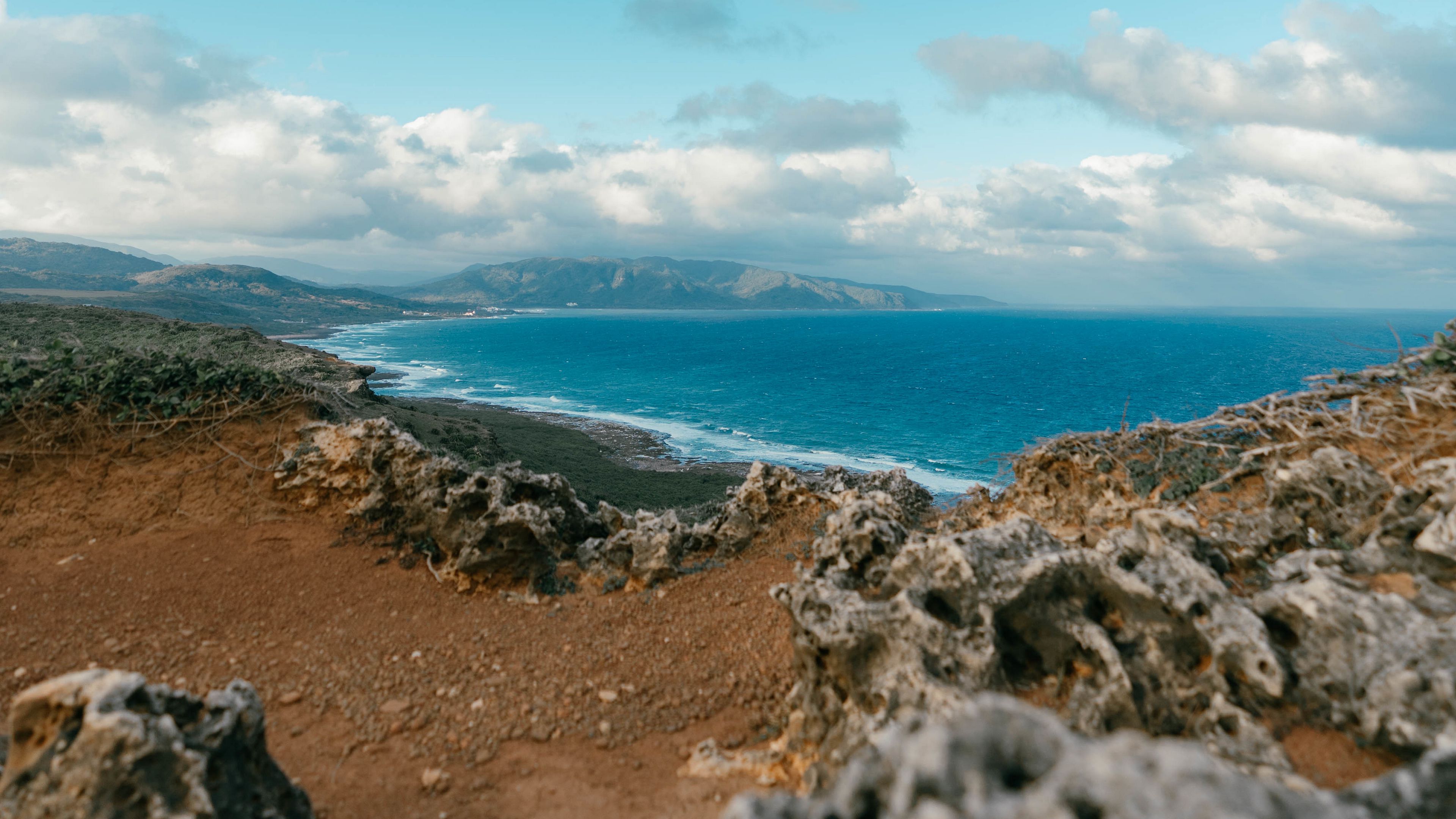 Download wallpaper 3840x2160 coast, ocean, mountains 4k uhd 16:9 hd ...