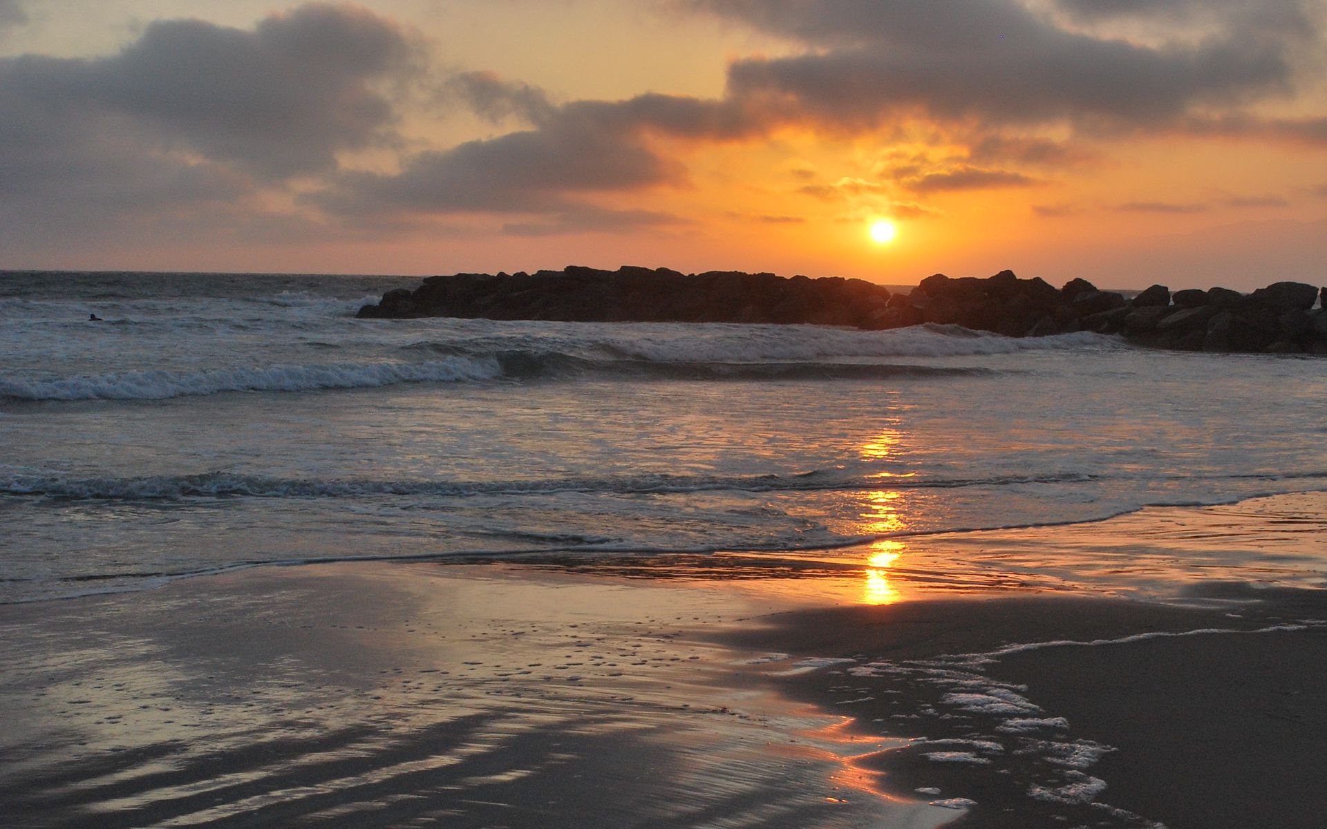 Download wallpaper 1920x1200 coast, sand, sea, waves, sunrise ...