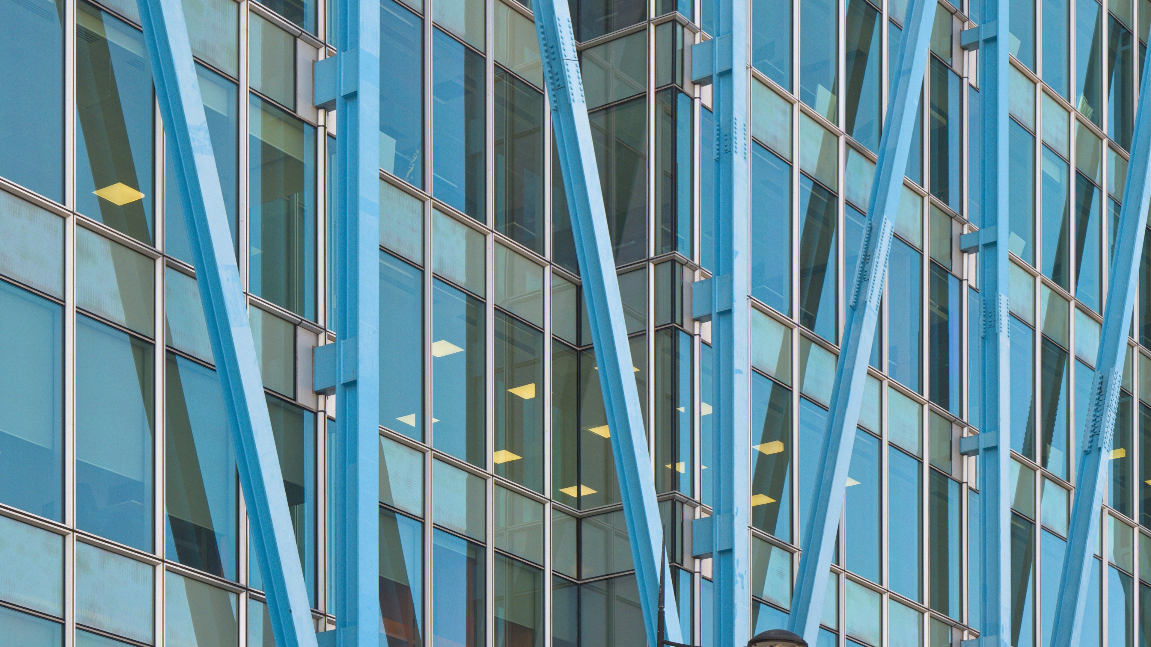 Download wallpaper 3840x2160 columns, building, windows, facade ...