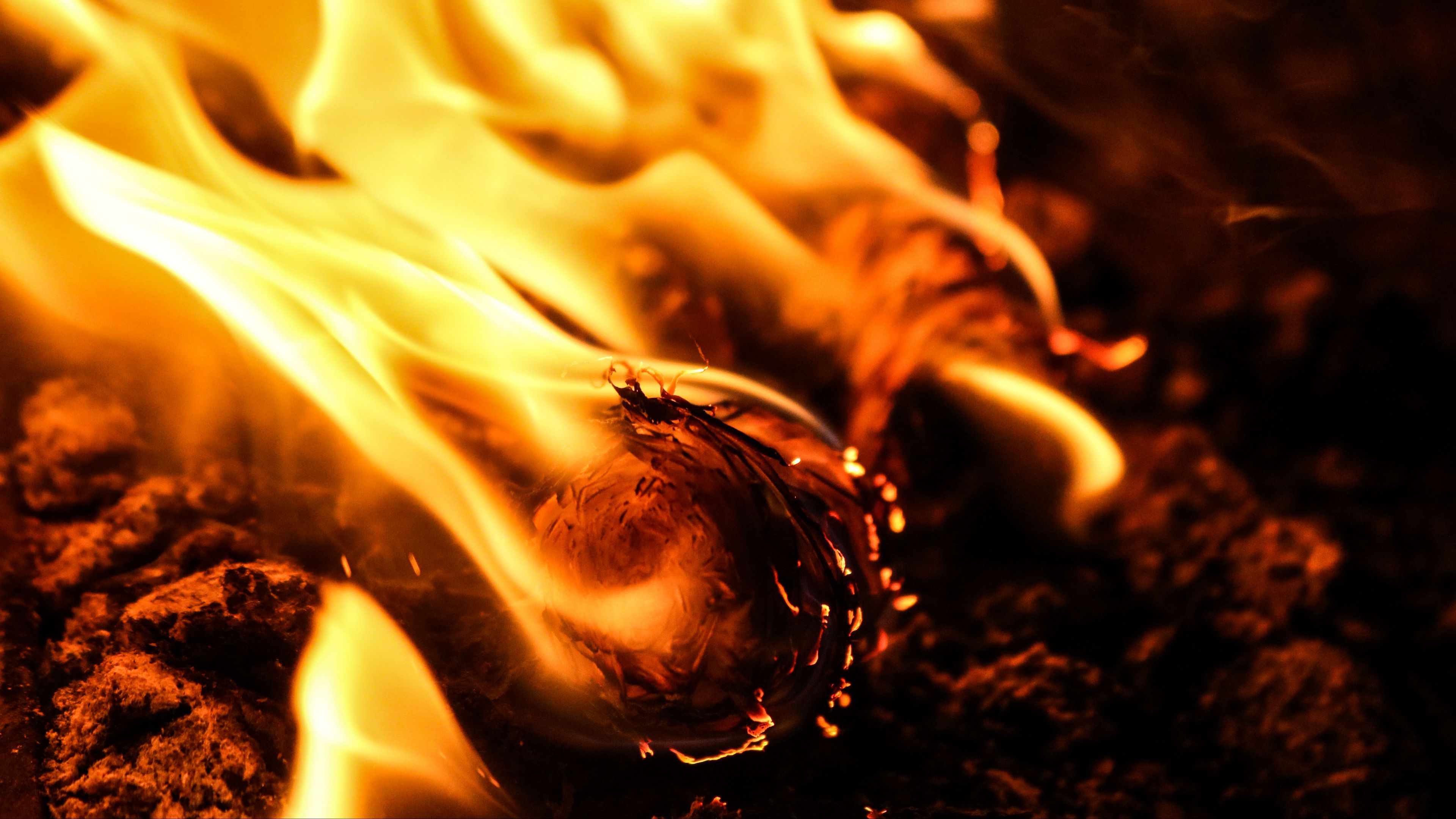 Download wallpaper 3840x2160 fire, bonfire, ashes, ash, smoldering 4k ...