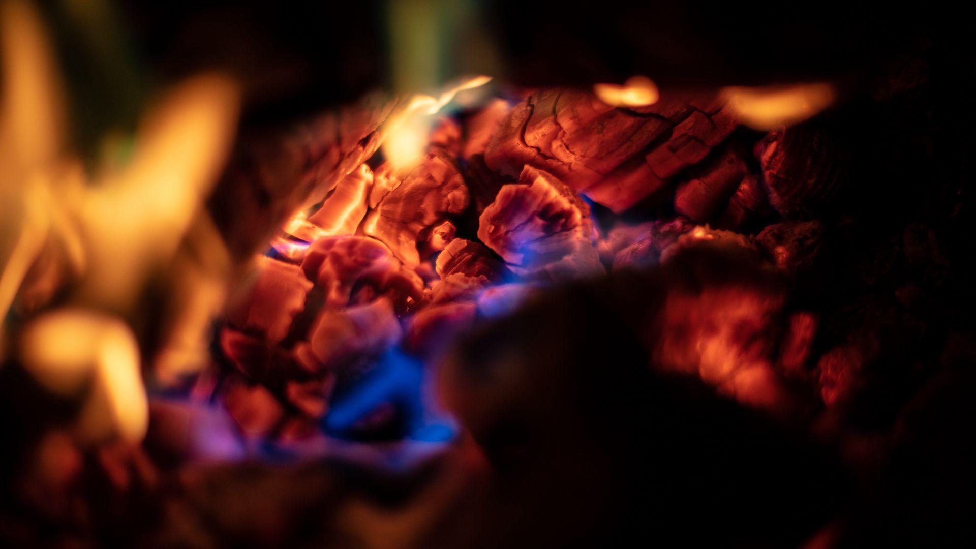 Download wallpaper 1920x1080 fire, embers, macro, dark full hd, hdtv ...