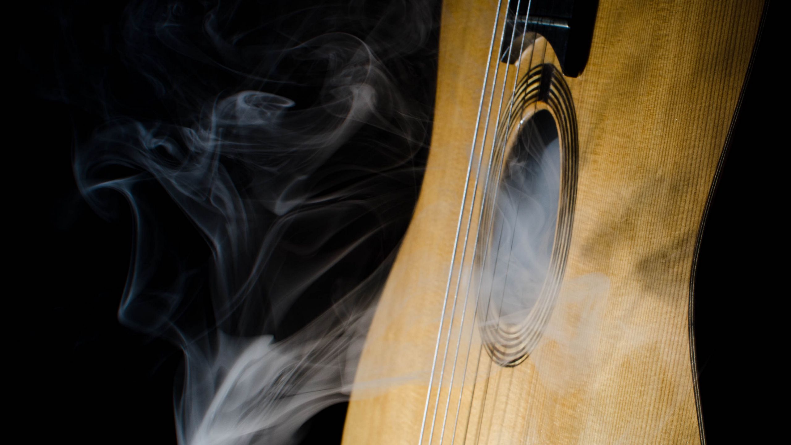Download wallpaper 2560x1440 guitar, strings, smoke, music widescreen ...