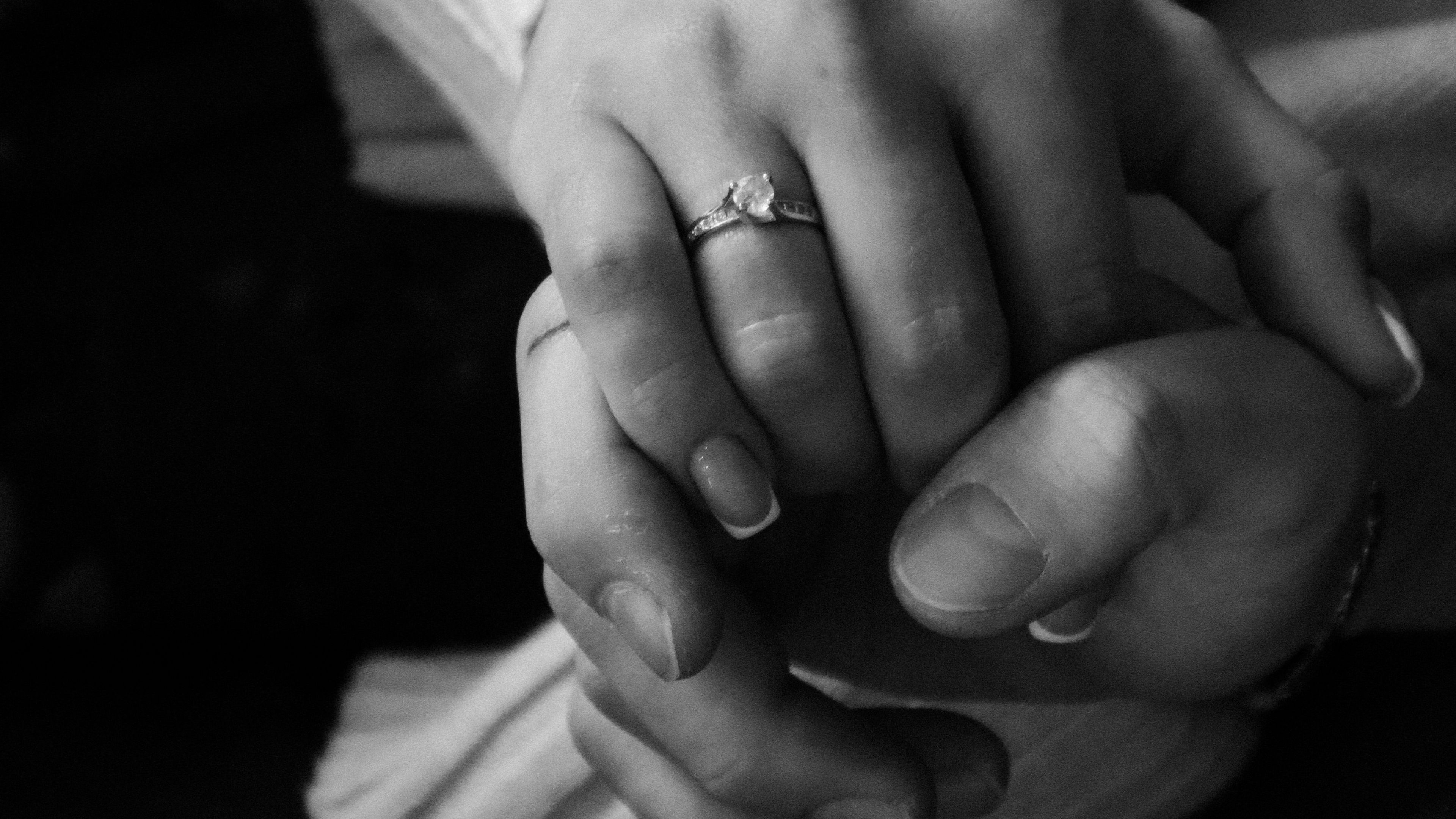 Download wallpaper 3840x2160 hands, touch, bw, love 4k uhd 16:9 hd ...