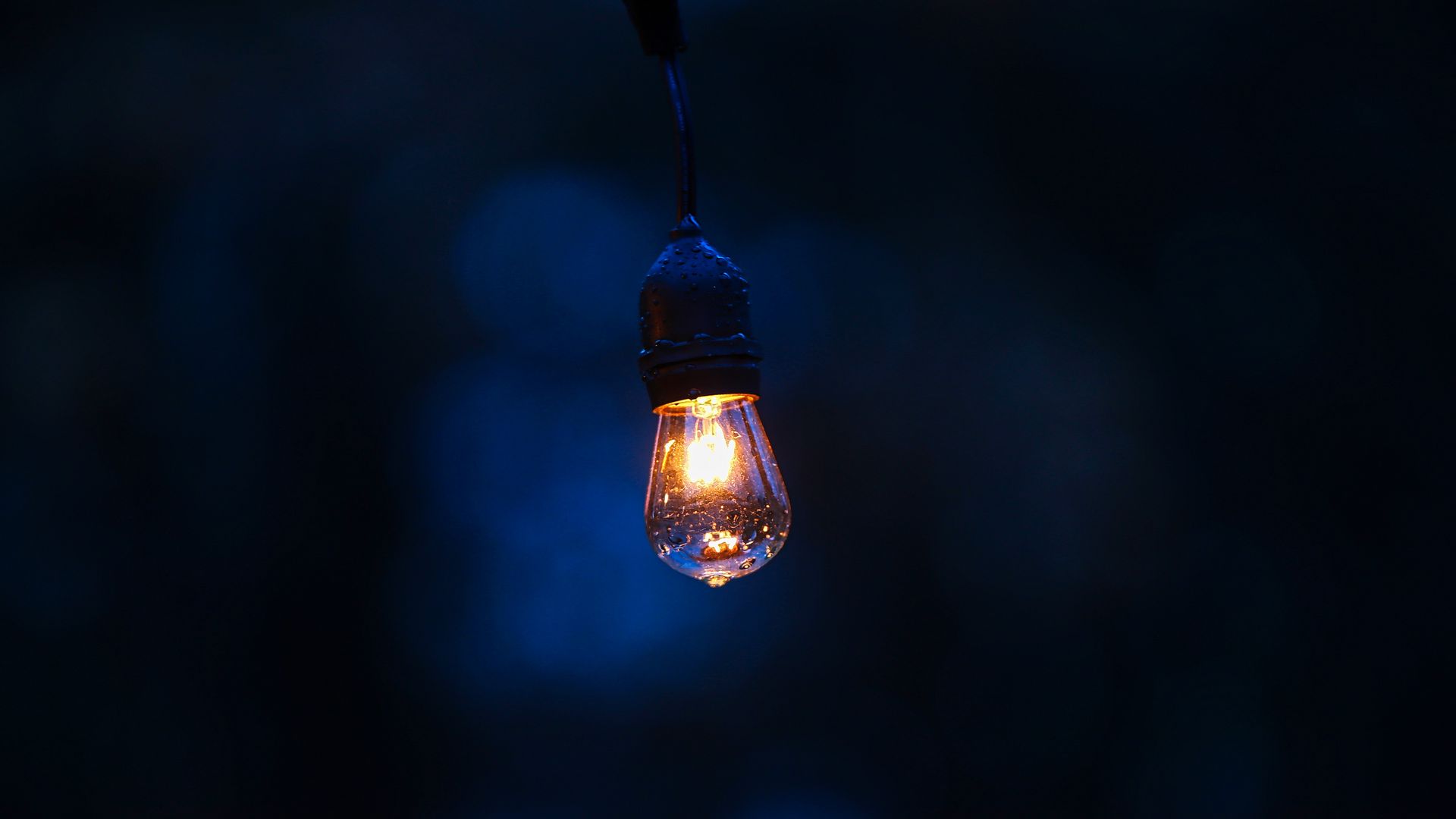 Download wallpaper 1920x1080 lamp, lighting, drops, dark background ...