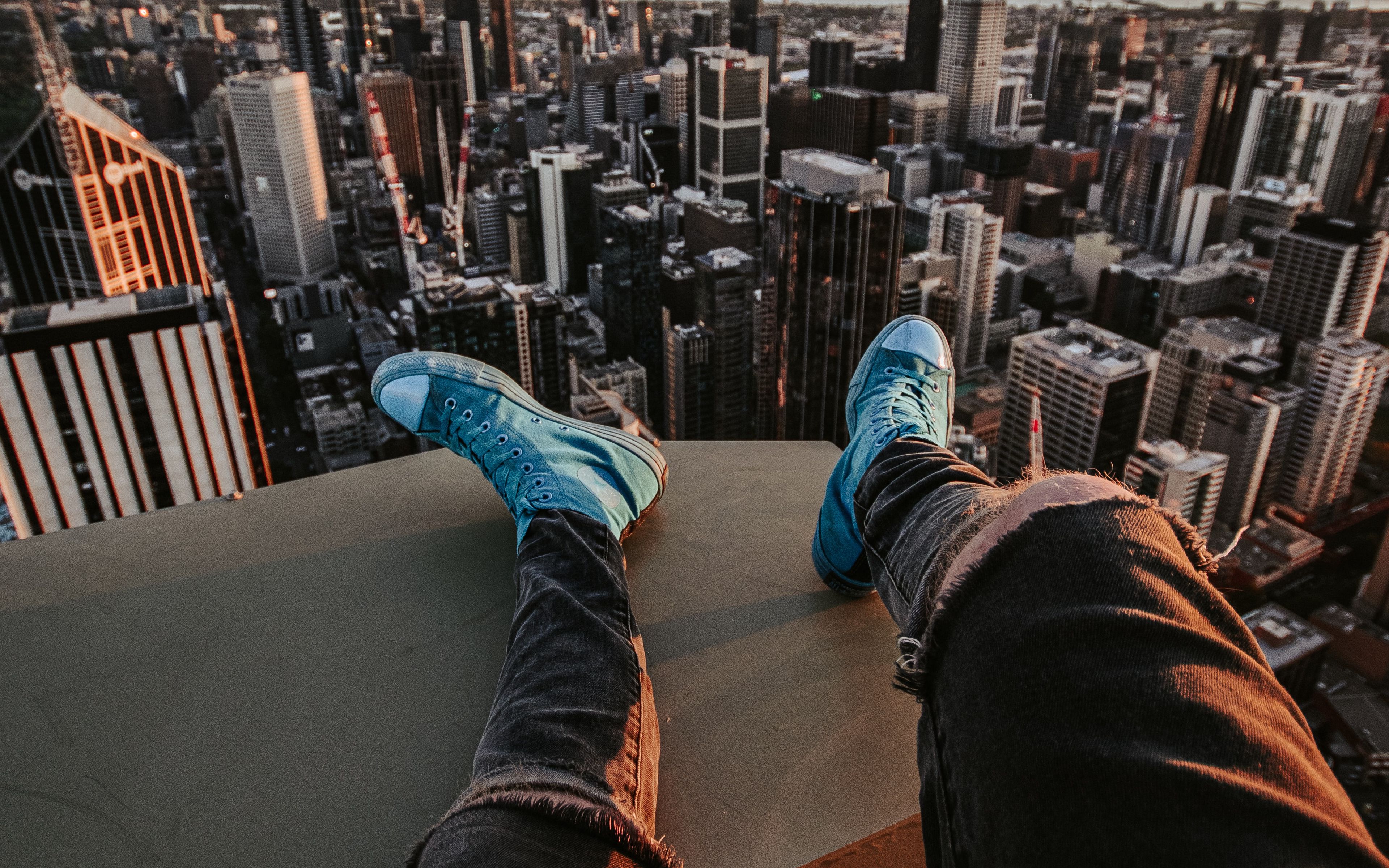 Download wallpaper 3840x2400 legs, sneakers, city, aerial view 4k ultra ...