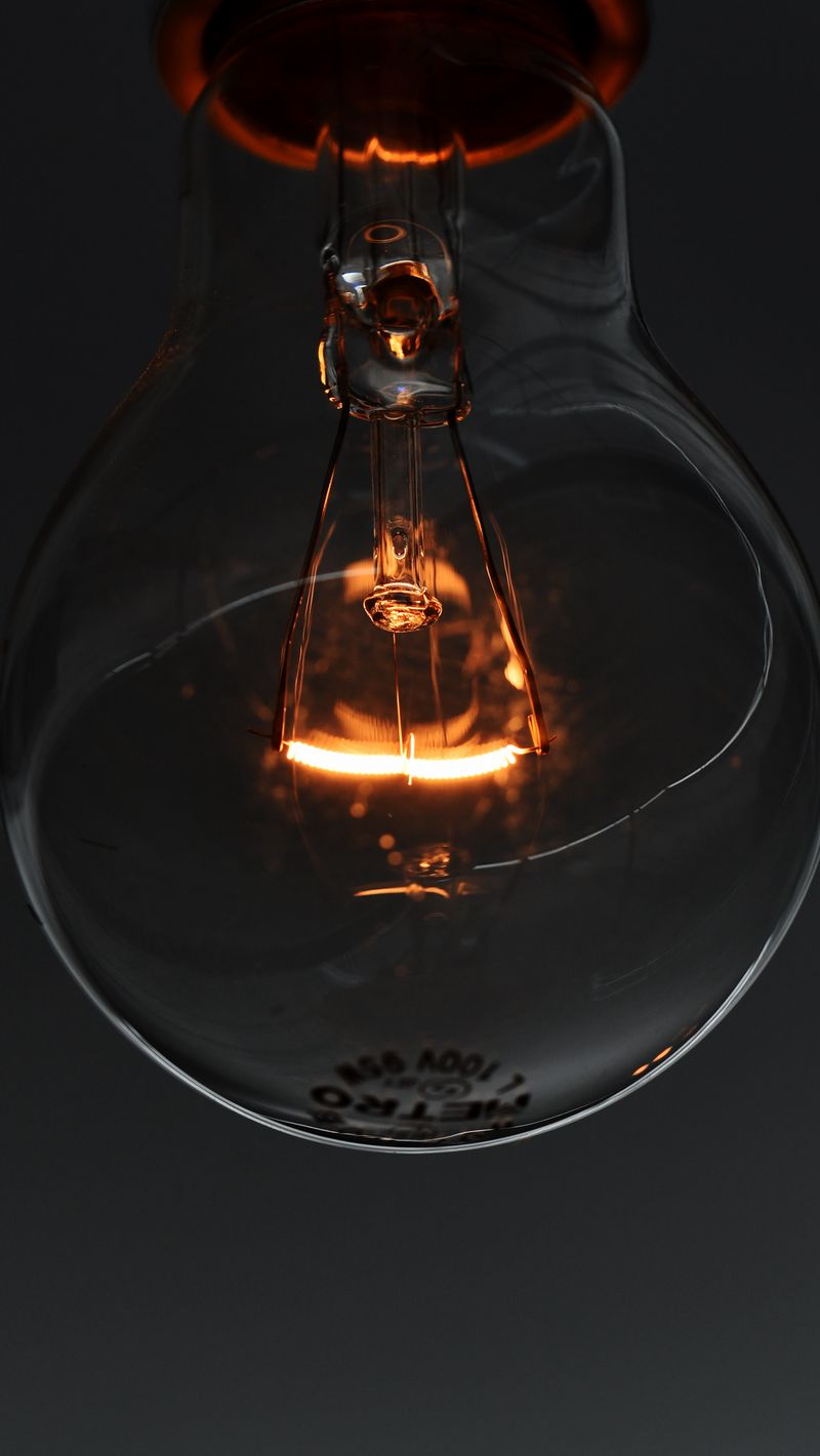 Light Bulb Iphone Wallpaper
