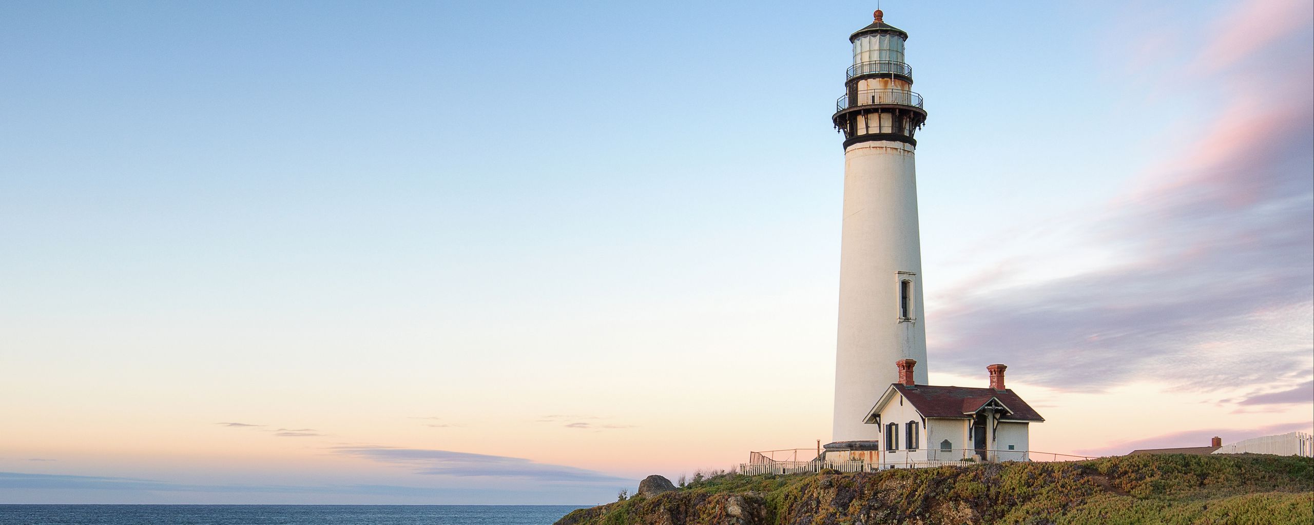 Download wallpaper 2560x1024 lighthouse, building, cliff, sky ultrawide ...