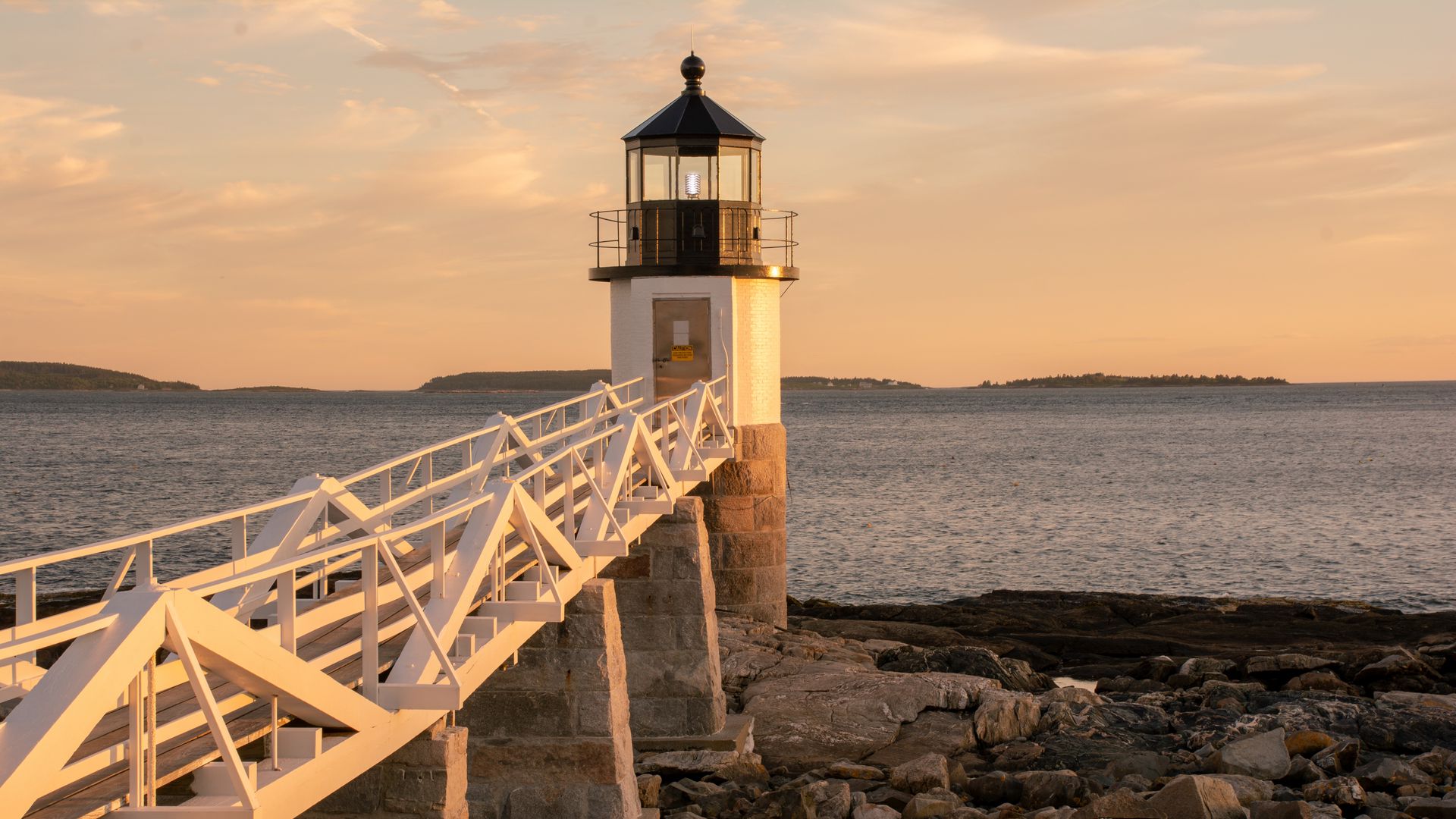 Download wallpaper 1920x1080 lighthouse, building, shore, sea full hd ...