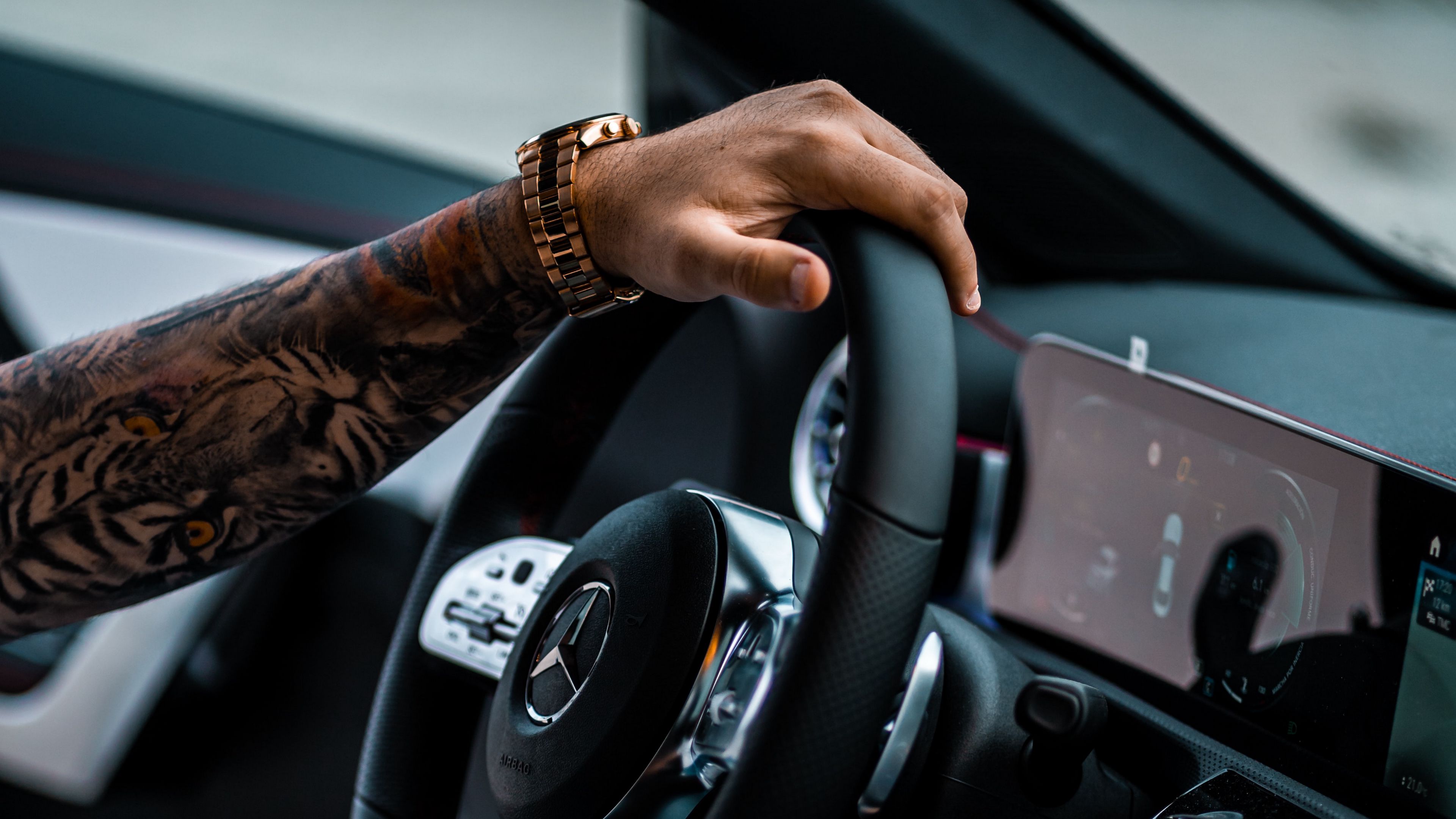 Download wallpaper 3840x2160 mercedes, steering wheel, hand, car 4k uhd ...