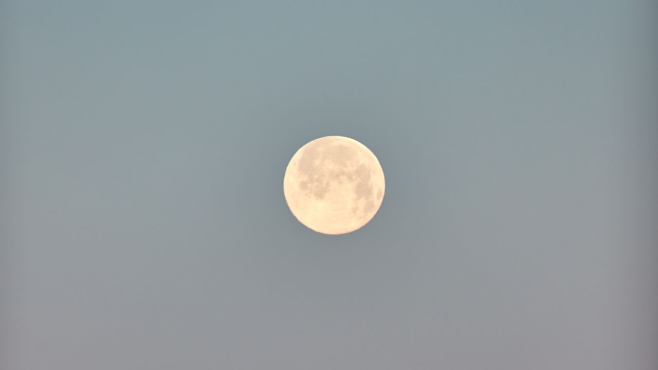 Wallpaper moon, hill, twilight, nature hd, picture, image