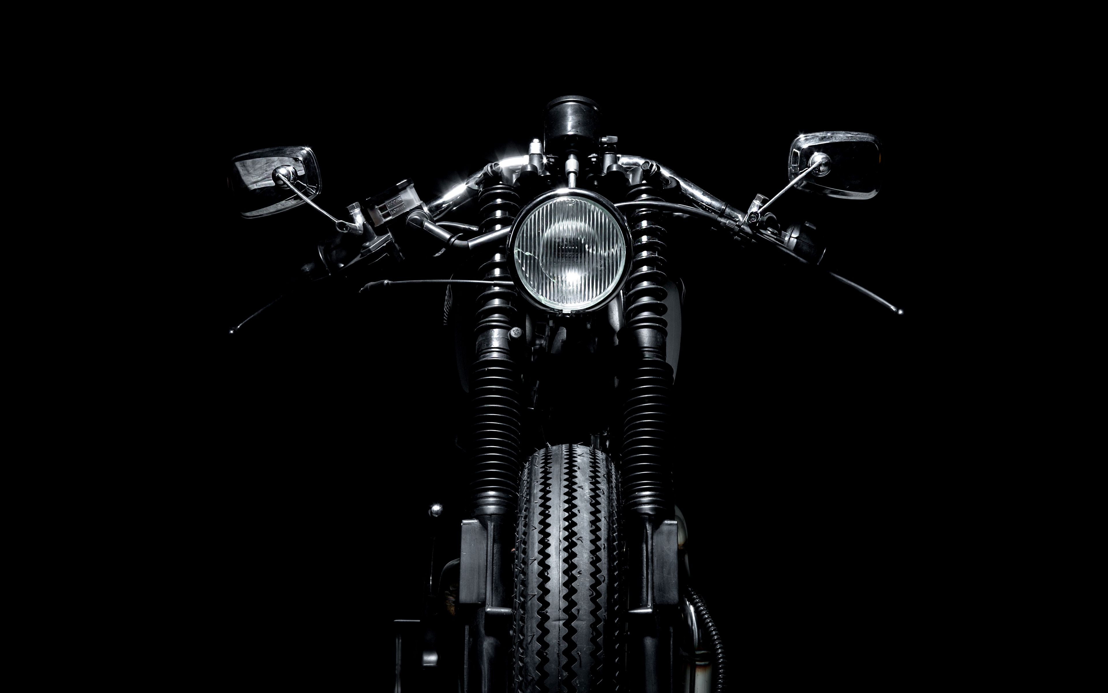 Download wallpaper 3840x2400 motorcycle, headlight, tire, bw 4k ultra ...