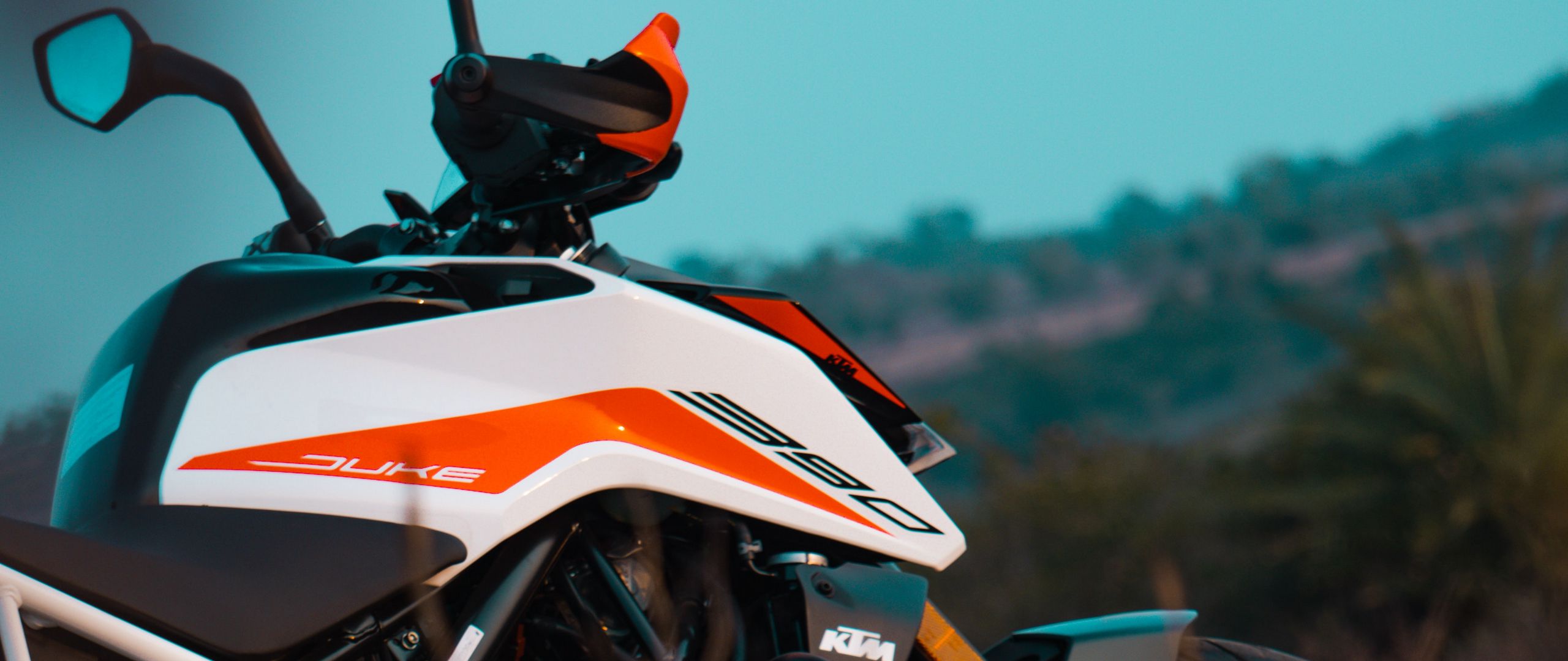 Dual Monitor Wallpaper Motorcycle