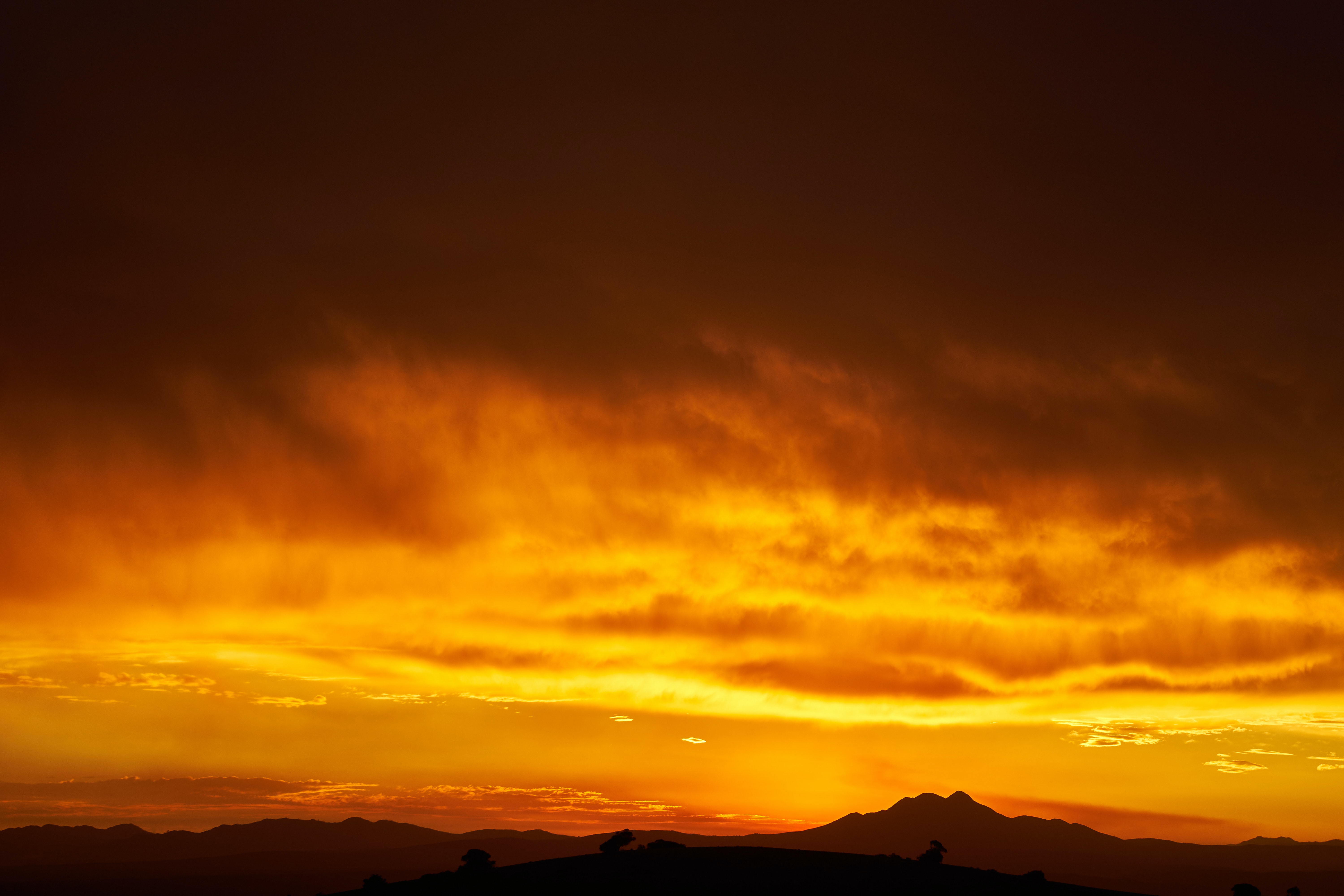 Download wallpaper 6000x4000 mountain, peak, sunset, sky hd background