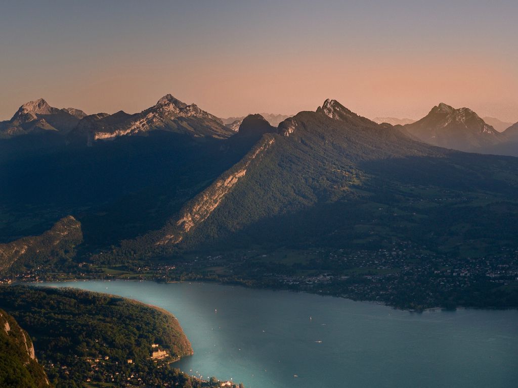 Download wallpaper 1024x768 mountains, lake, aerial view, nature ...