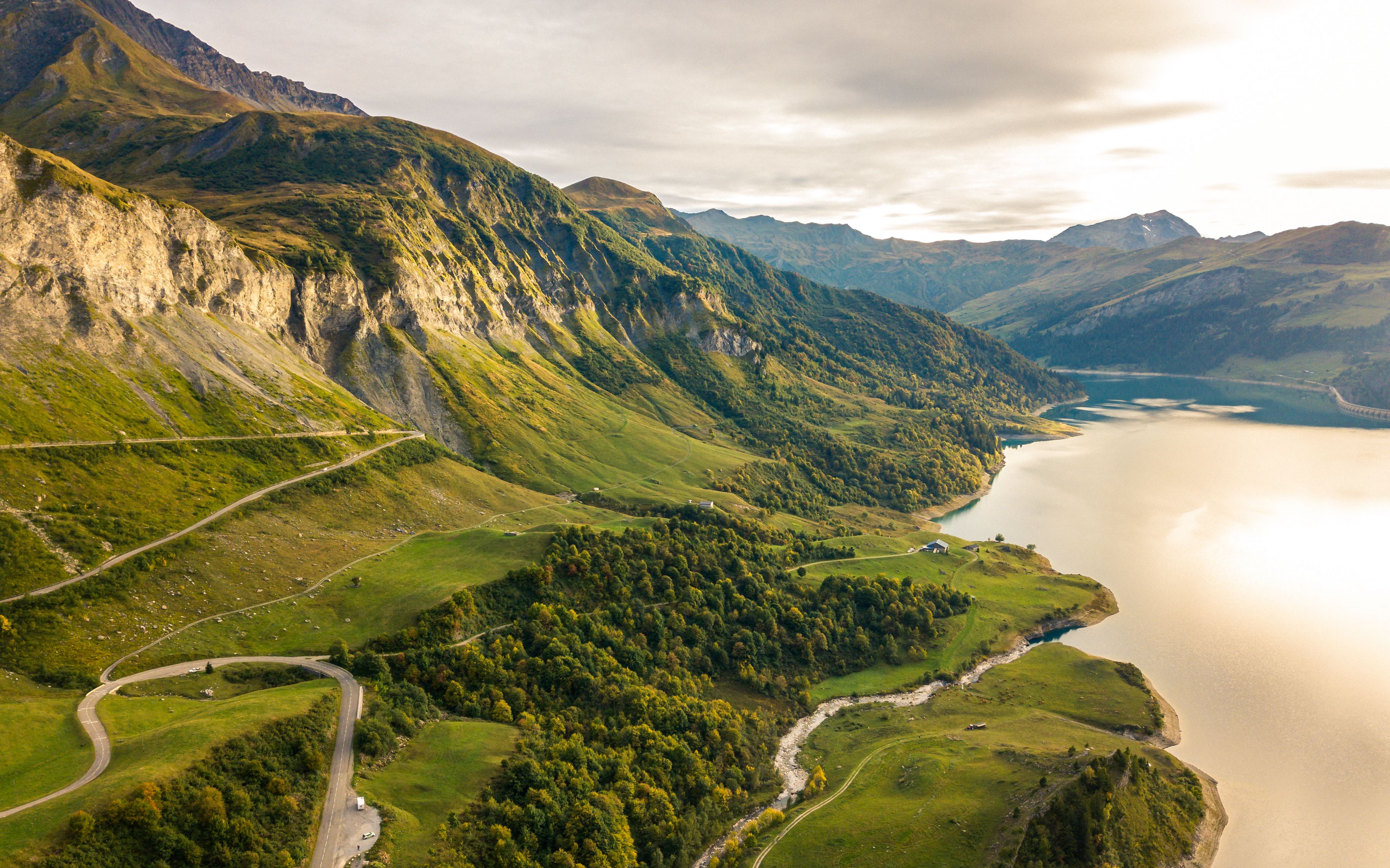 Download wallpaper 3840x2400 mountains, lake, landscape, aerial view 4k ...
