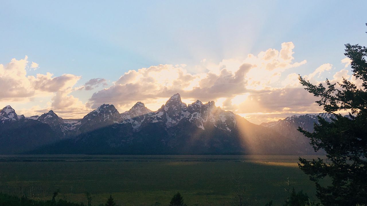 Wallpaper mountains, sunset, landscape, clouds, sunlight hd, picture, image