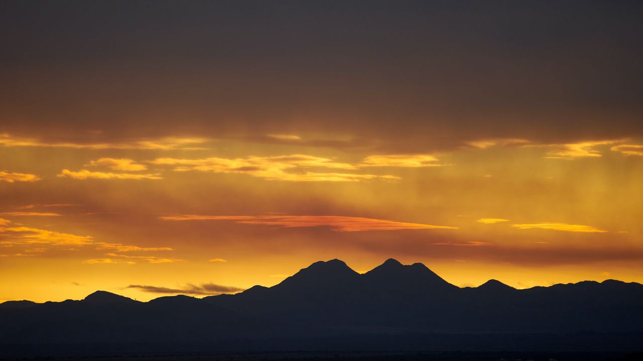 Wallpaper mountains, sunset, dusk, outlines, landscape hd, picture, image