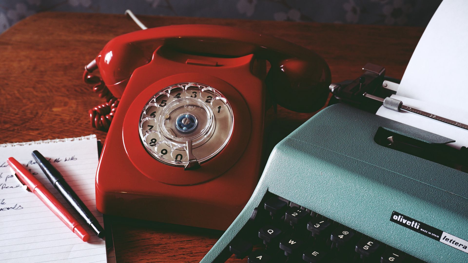 Download wallpaper 1920x1080 phone, retro, vintage, red full hd, hdtv ...