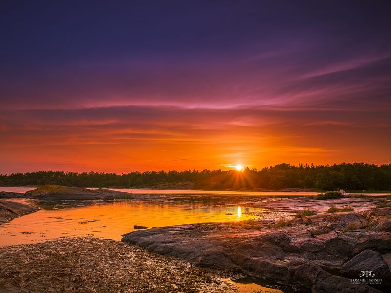 Download wallpaper 800x600 river, water, shore, sunset, trees pocket pc ...