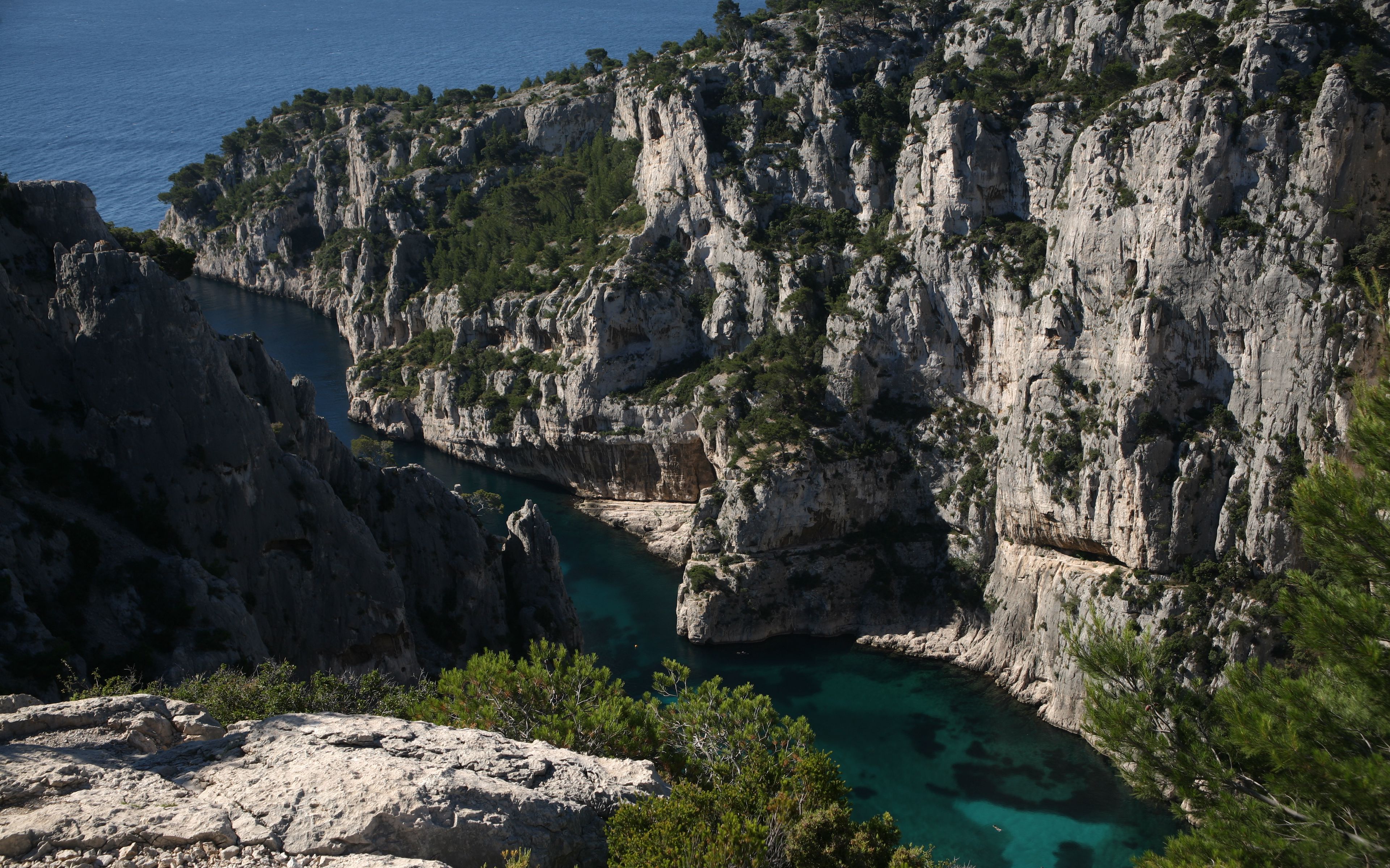 Download wallpaper 3840x2400 rocks, gorge, water, trees, landscape 4k ...