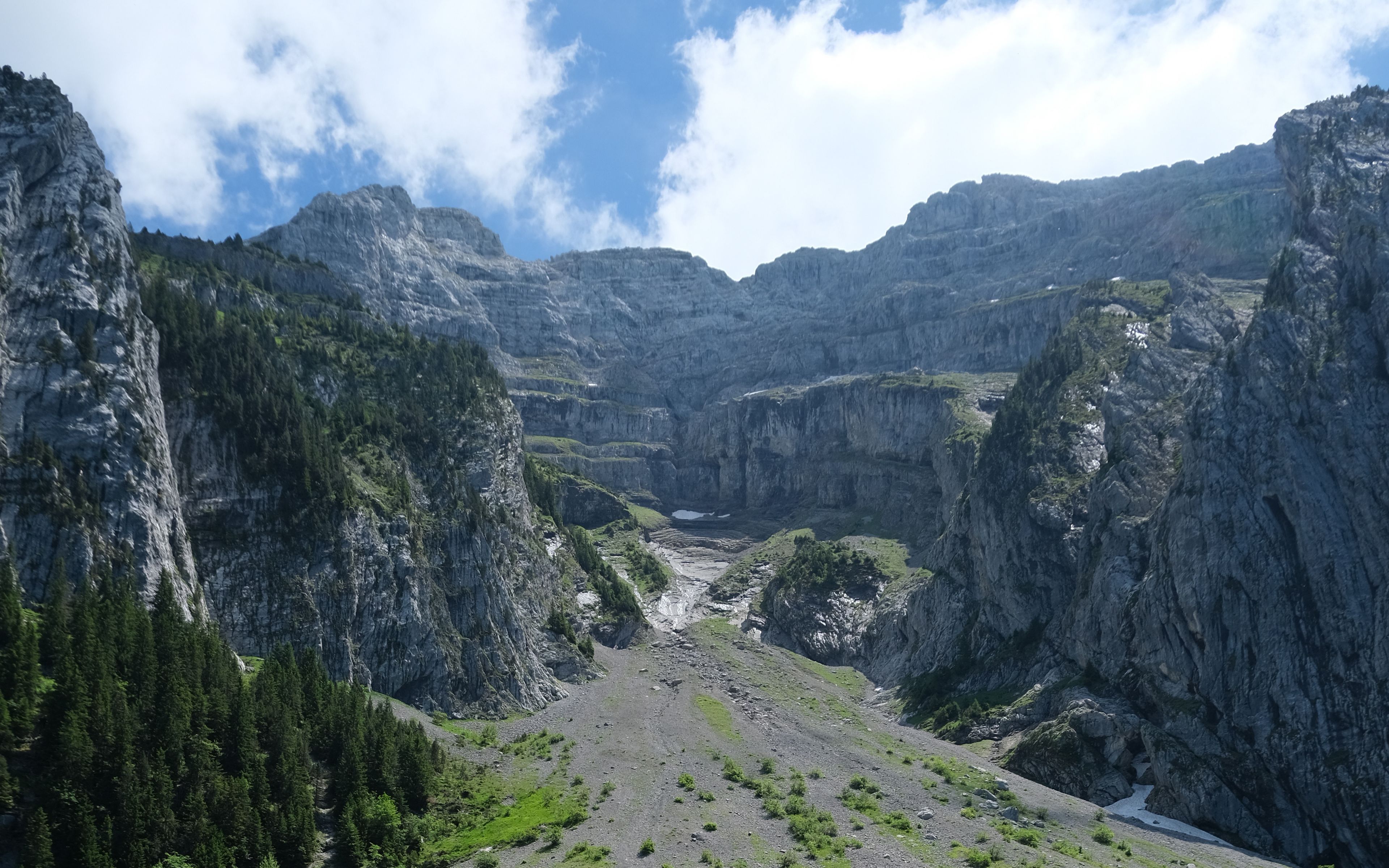 Download wallpaper 3840x2400 rocks, slope, valley, grass 4k ultra hd 16 ...