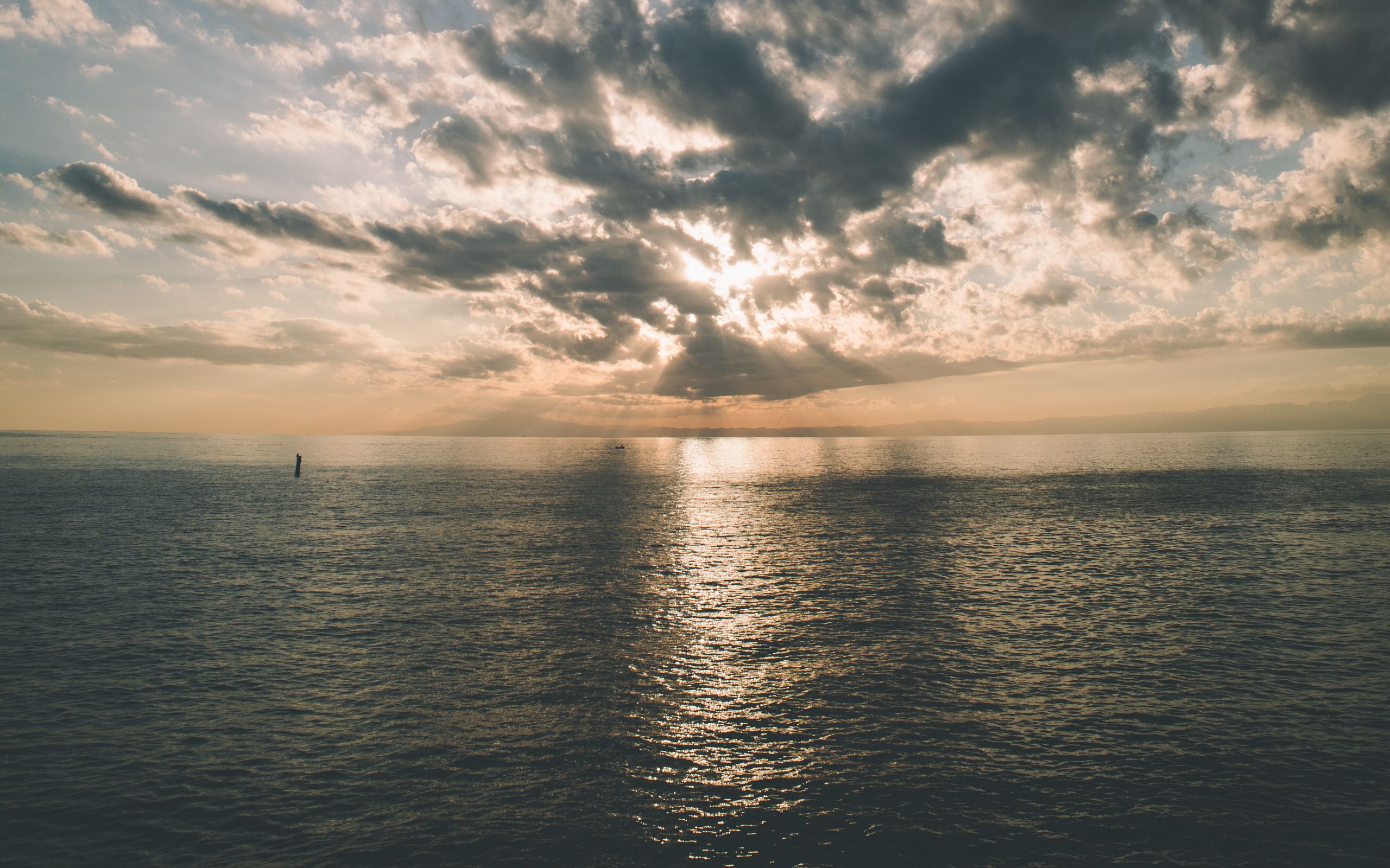 Download wallpaper 2560x1600 sea, horizon, clouds, landscape widescreen ...