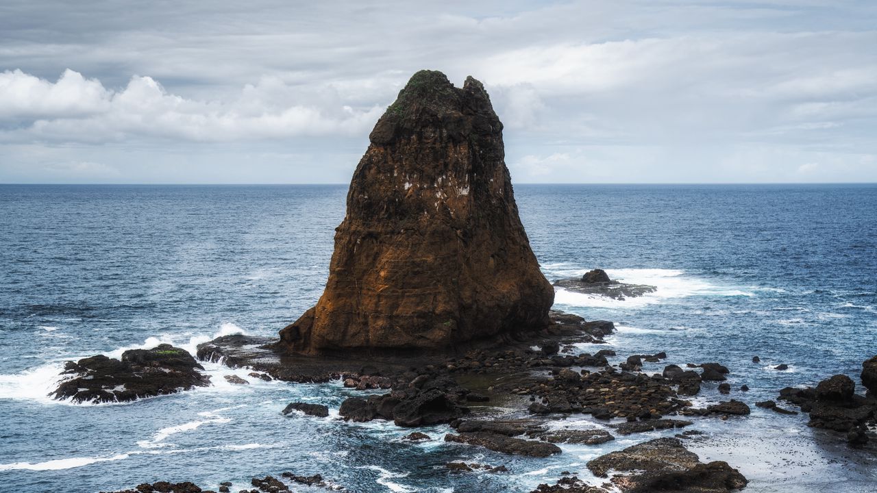 Wallpaper sea, rocks, water, waves hd, picture, image