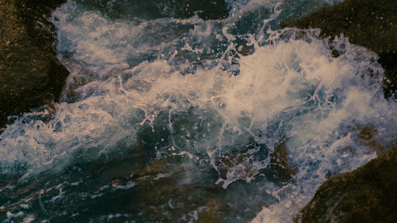 Wallpaper sea, stones, spray, foam hd, picture, image