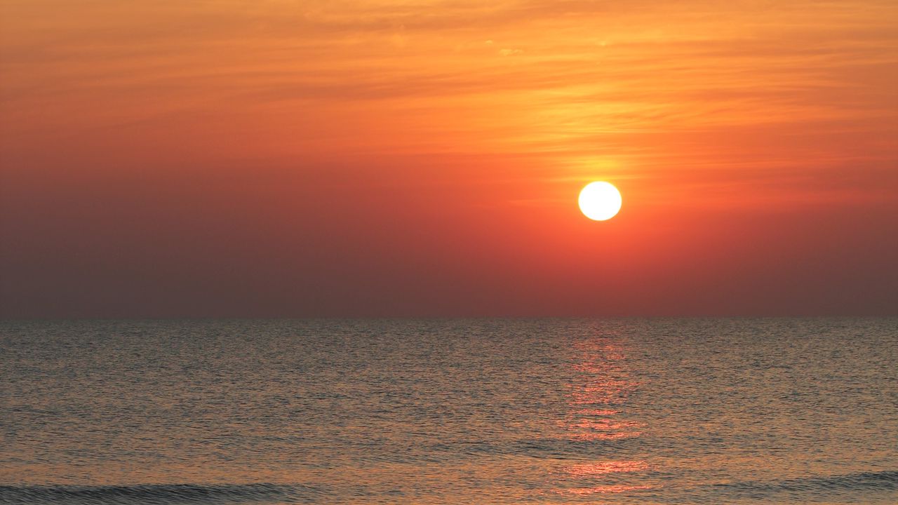 Wallpaper sea, water, sun, sunset hd, picture, image