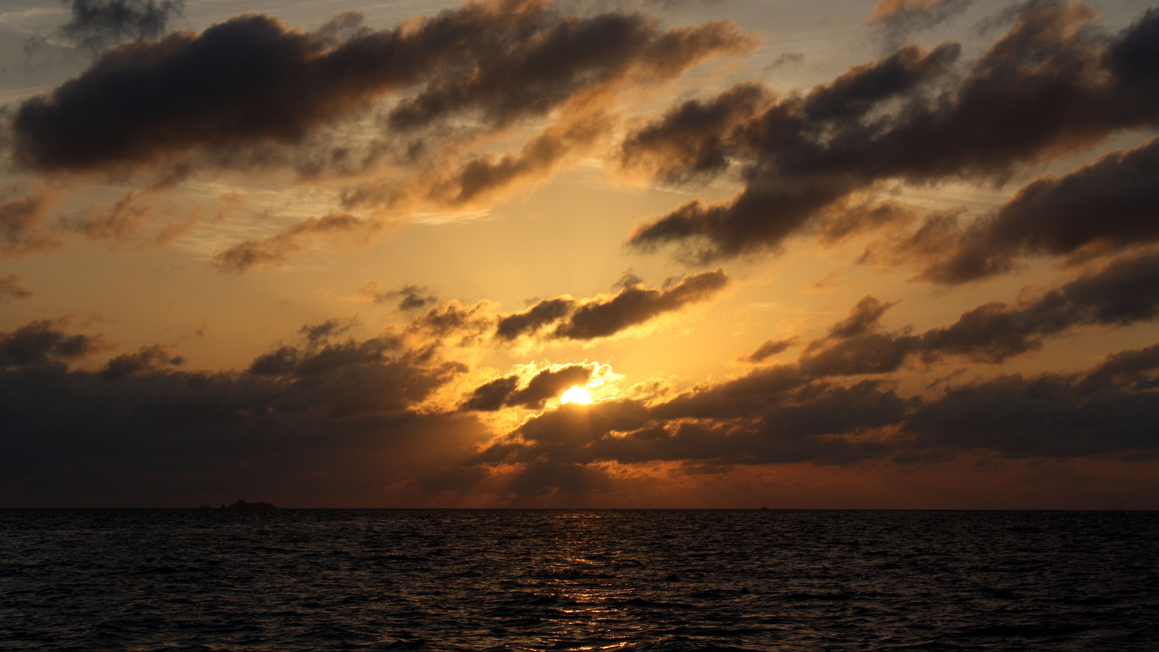 Download wallpaper 3840x2160 sea, water, sun, sunset, dark 4k uhd 16:9 ...