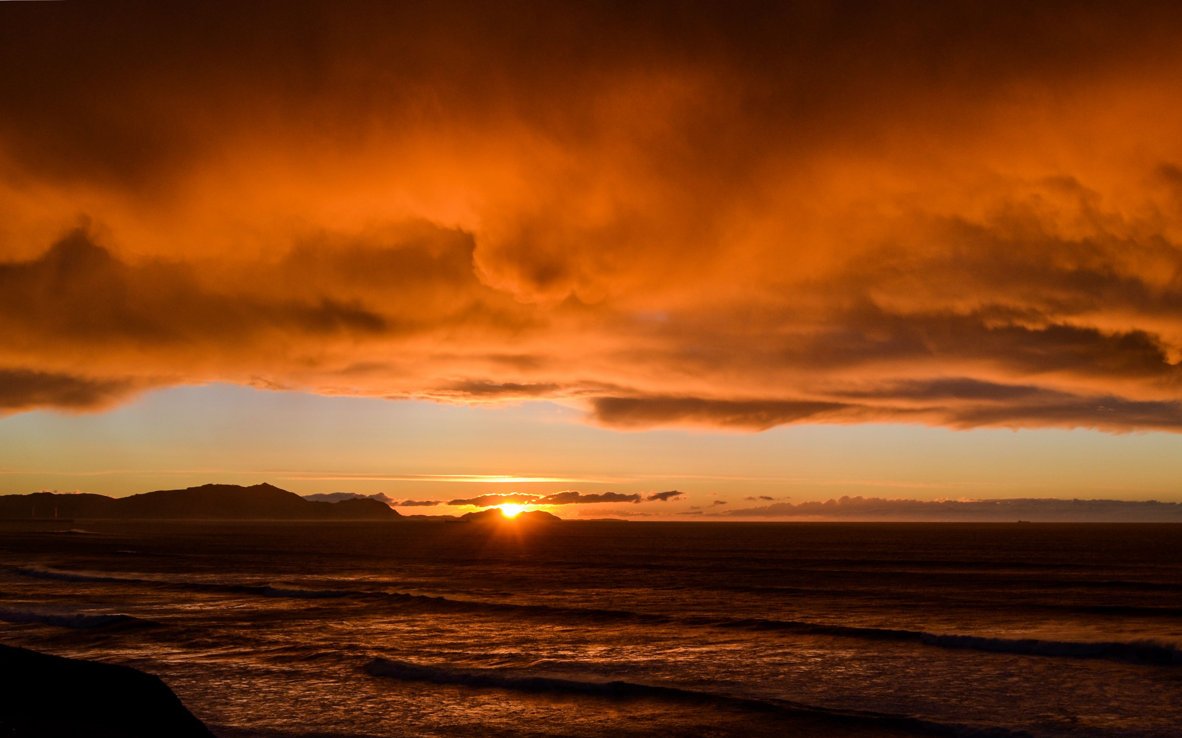 Download wallpaper 3840x2400 sea, waves, hills, sunset, clouds 4k ultra ...