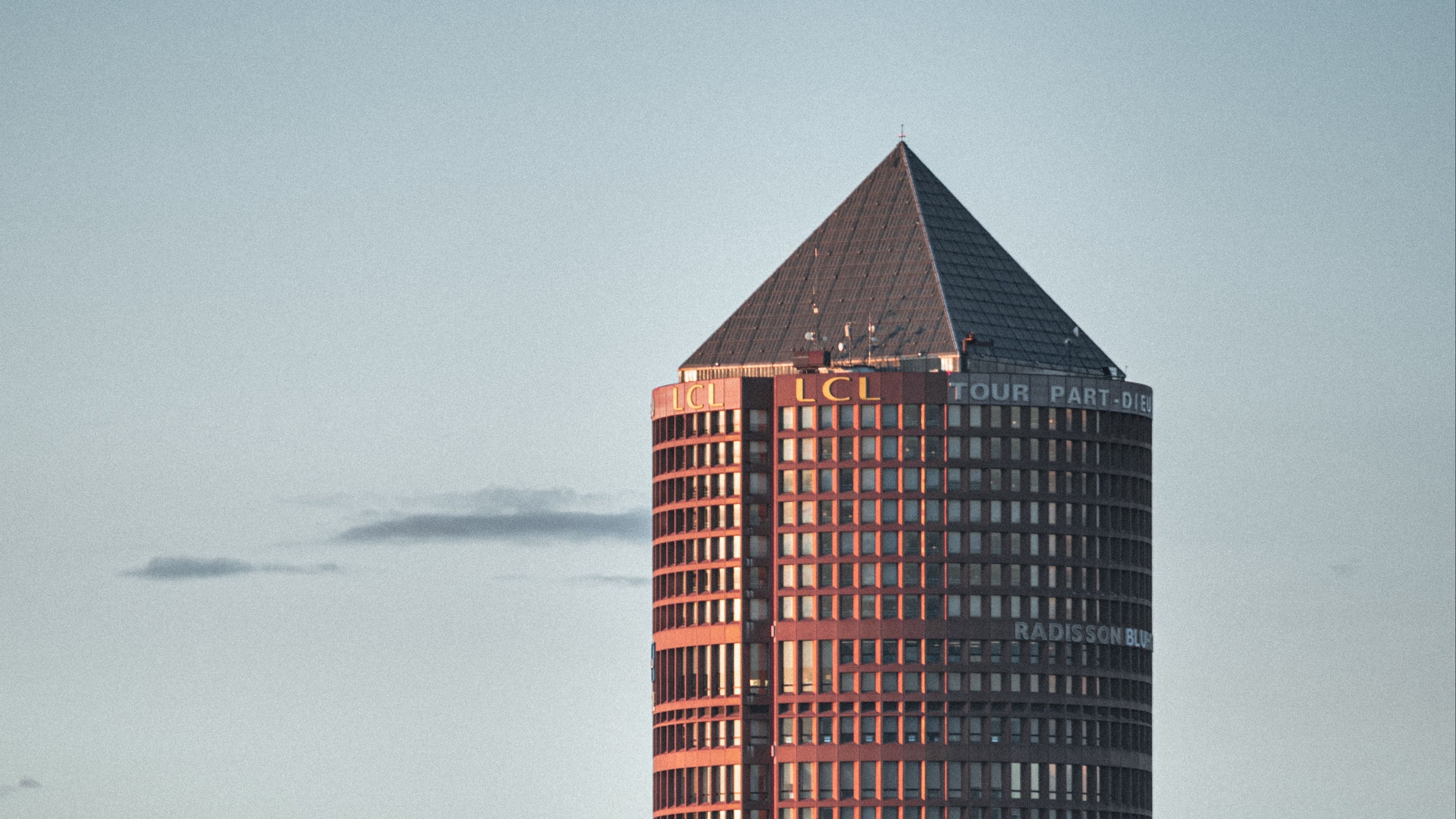 Download wallpaper 3840x2160 skyscraper, architecture, buildings, city ...