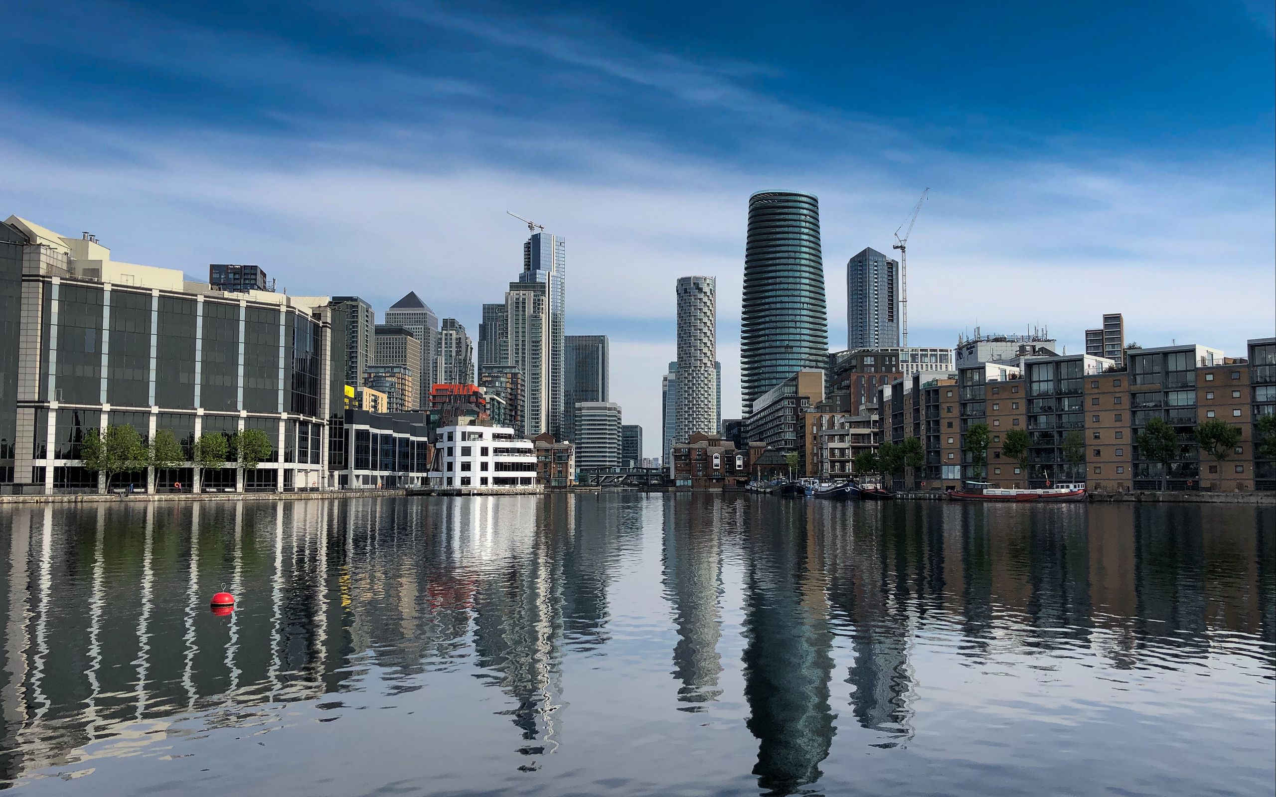 Download wallpaper 2560x1600 skyscrapers, buildings, water, reflection ...
